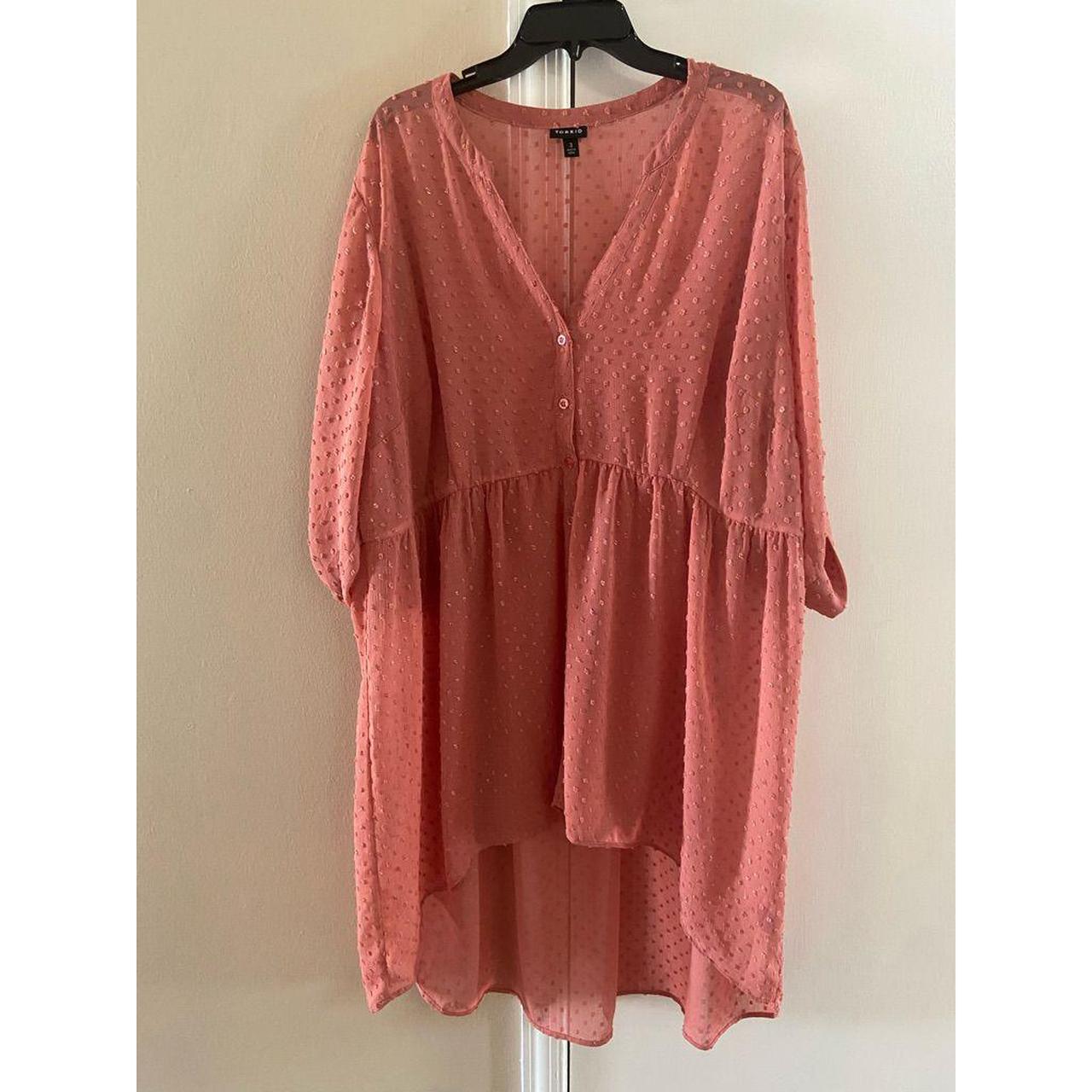 Excellent condition. Sheer 3/4 roll up tab sleeves.... - Depop