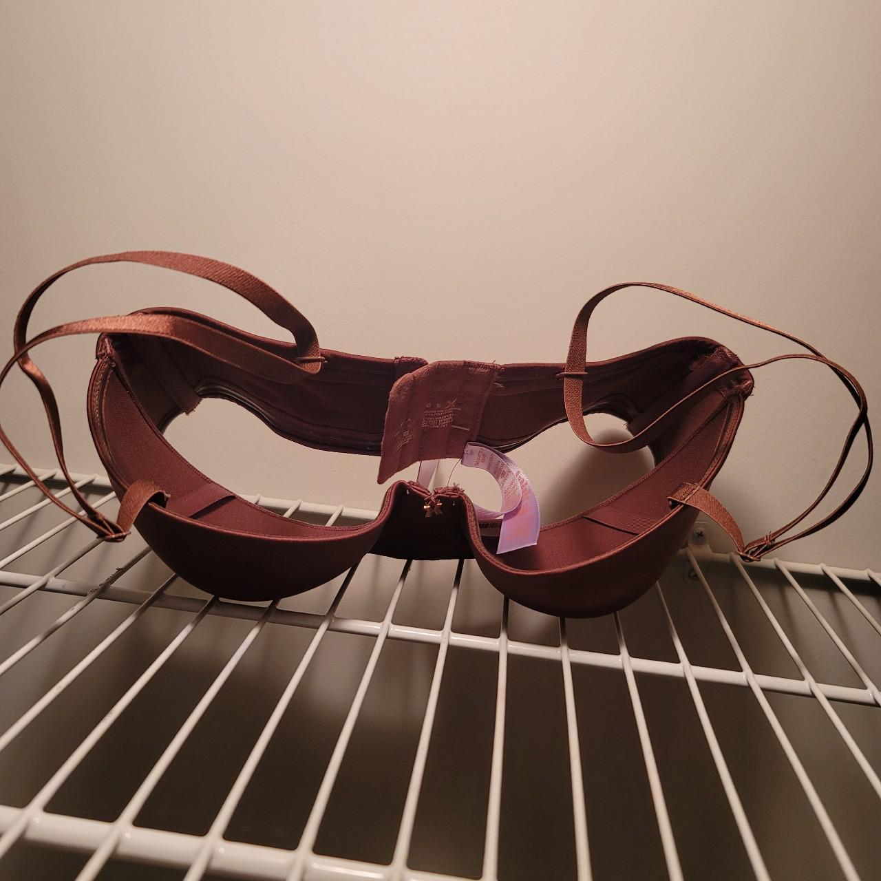 Rihanna Savage Fenty Bra SIZE 32D (fits like 30D) - Depop