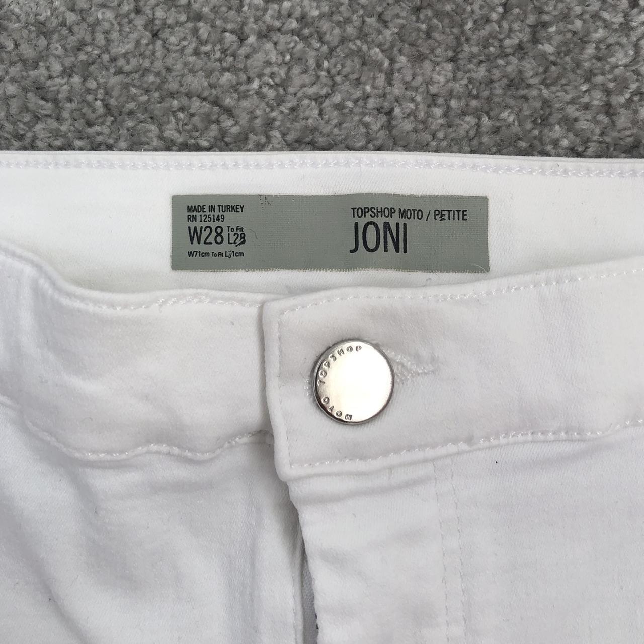 Never worn White Joni jeans from Topshop L28... - Depop