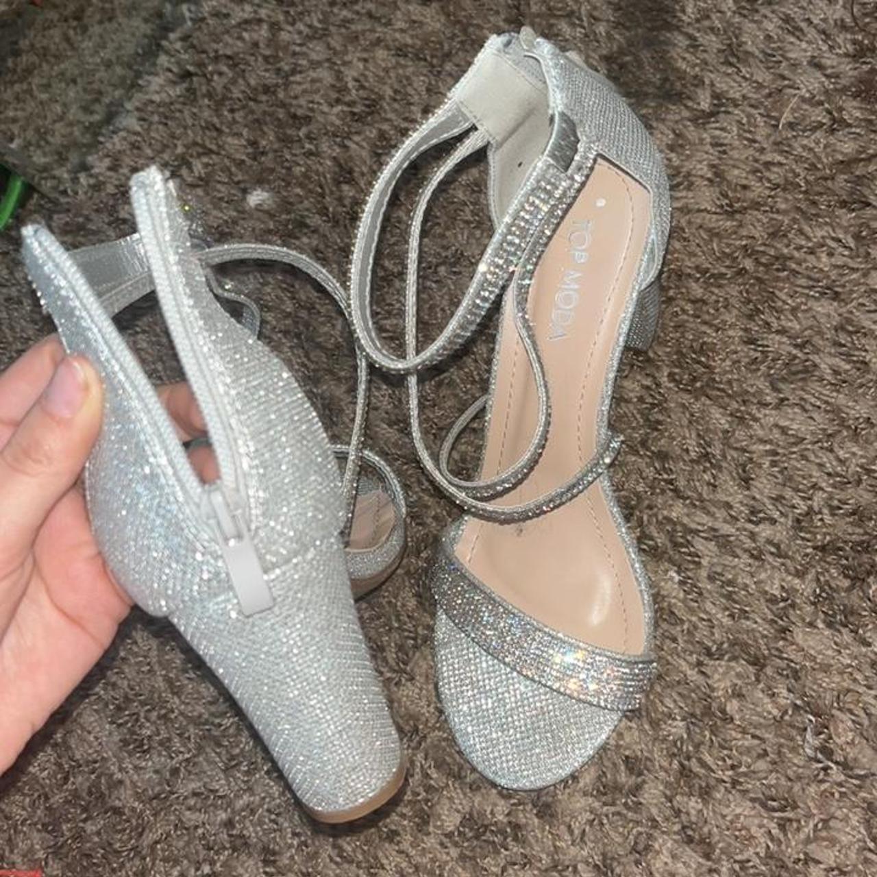 Top moda platform heels! Only worn once like new,... - Depop