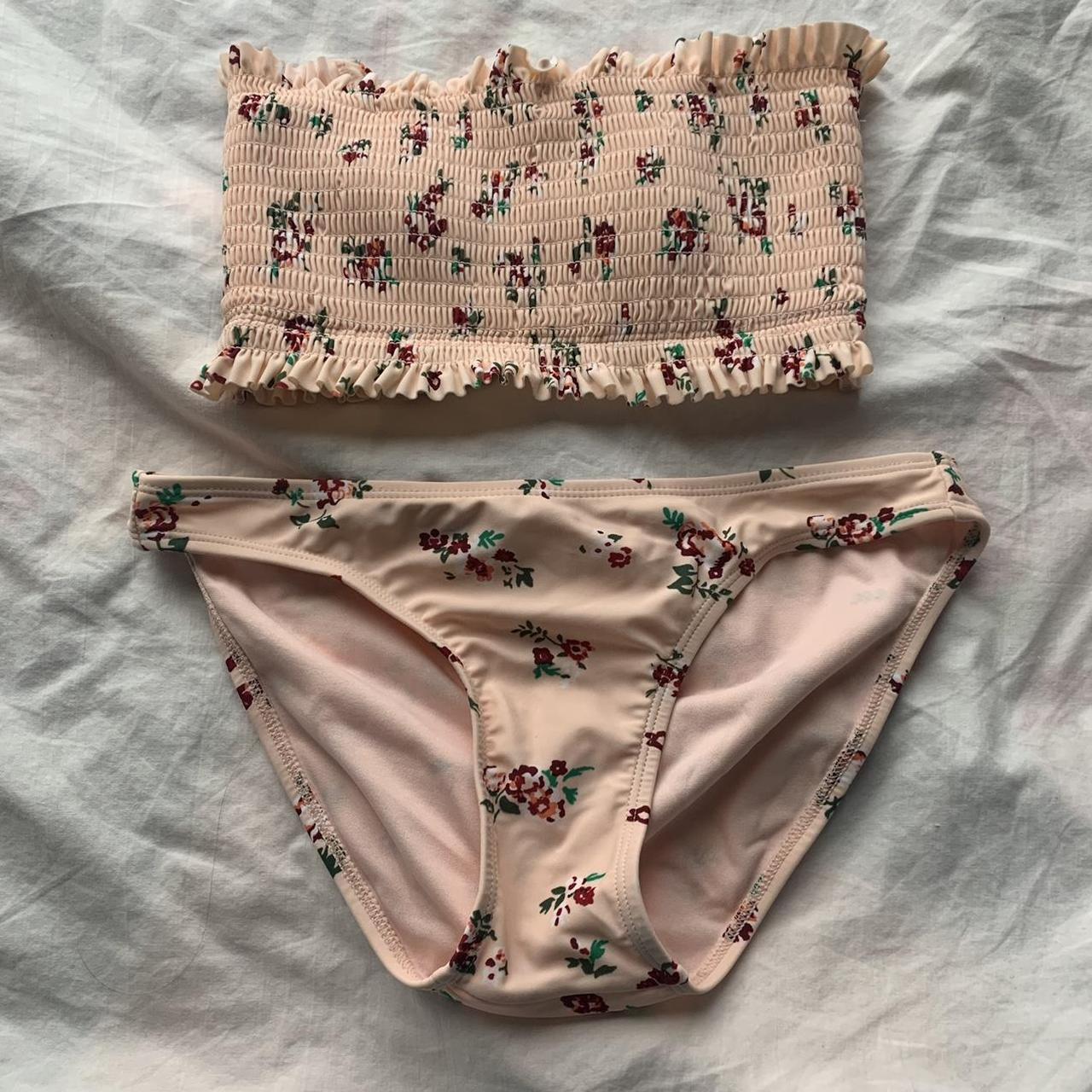 Target Women's Pink and Red Bikinis-and-tankini-sets | Depop