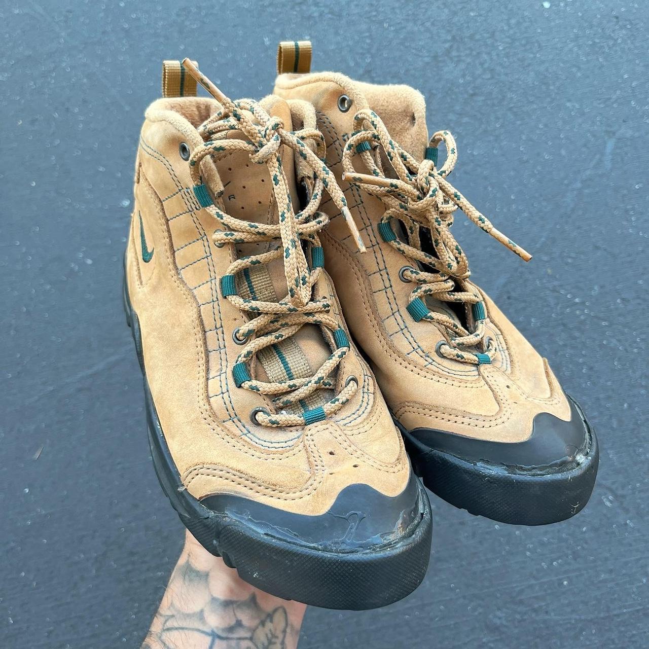 Vintage 90s Nike ACG Hiking Boots Size 6Y RARE... - Depop