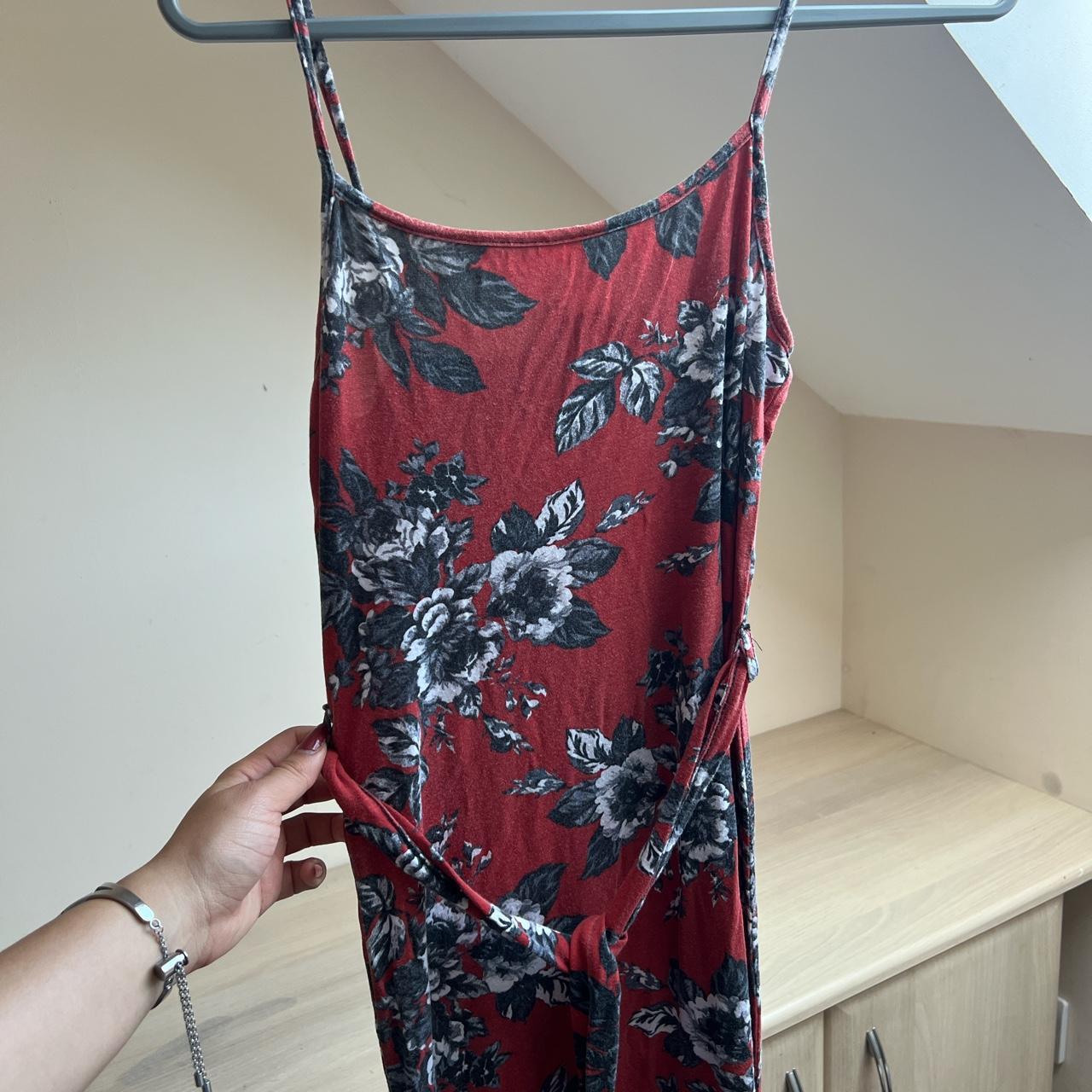 New look red floral maxi dress with waistband It’s... - Depop