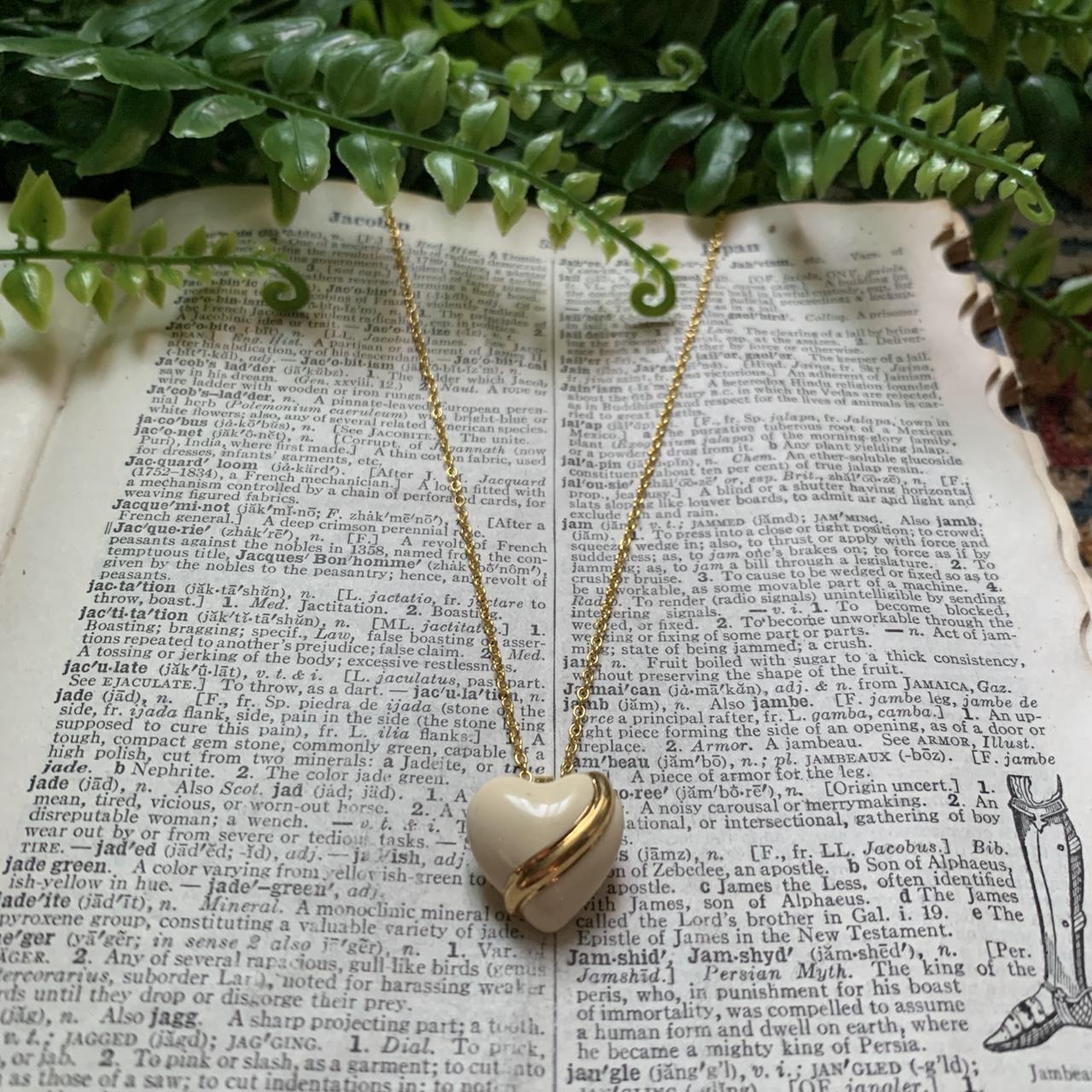 Vintage Cream & Gold Heart Amulet 🥀⚔️🌲 Absolutely... - Depop