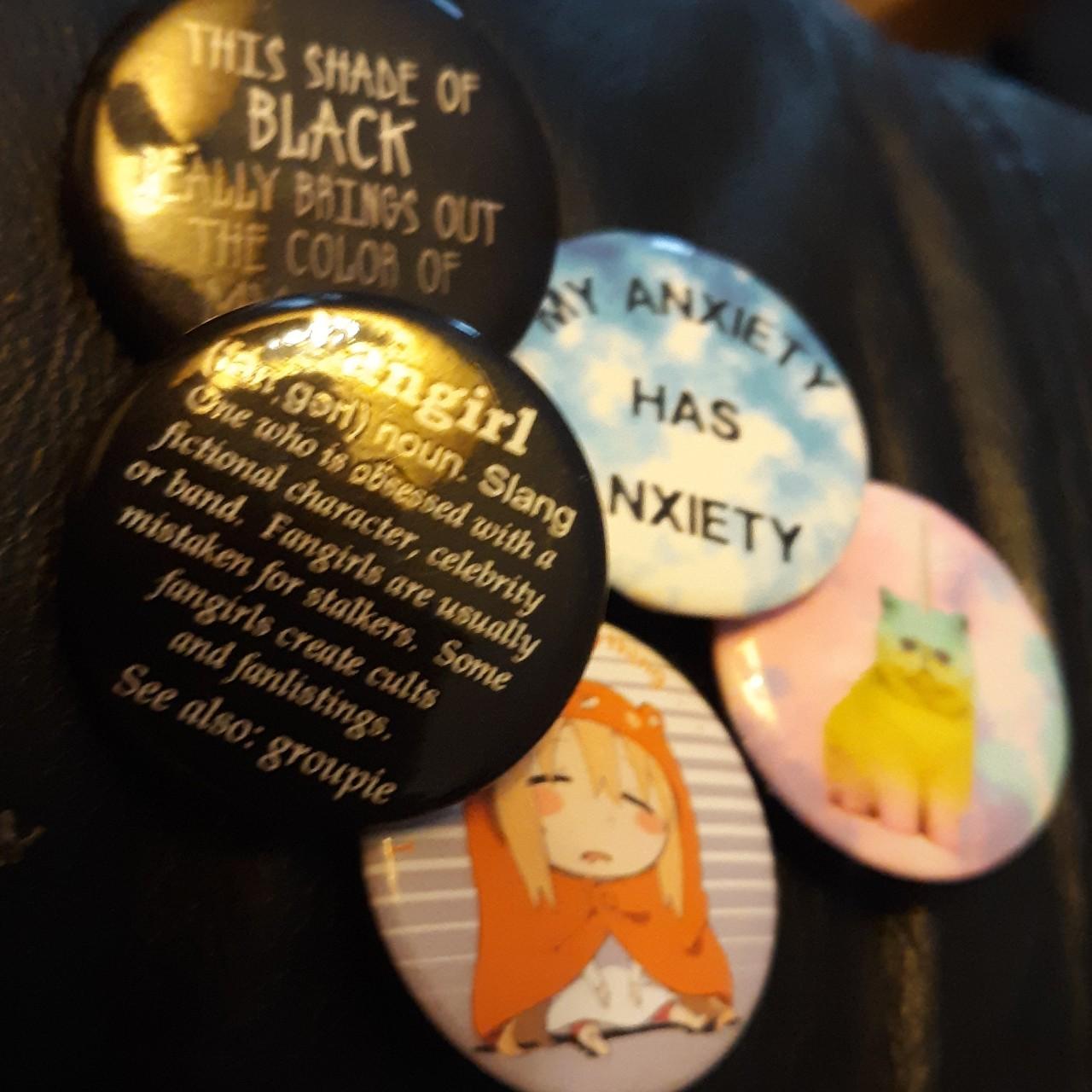 🧷 Button Bundle 🧷 These cute lil pinback buttons... - Depop