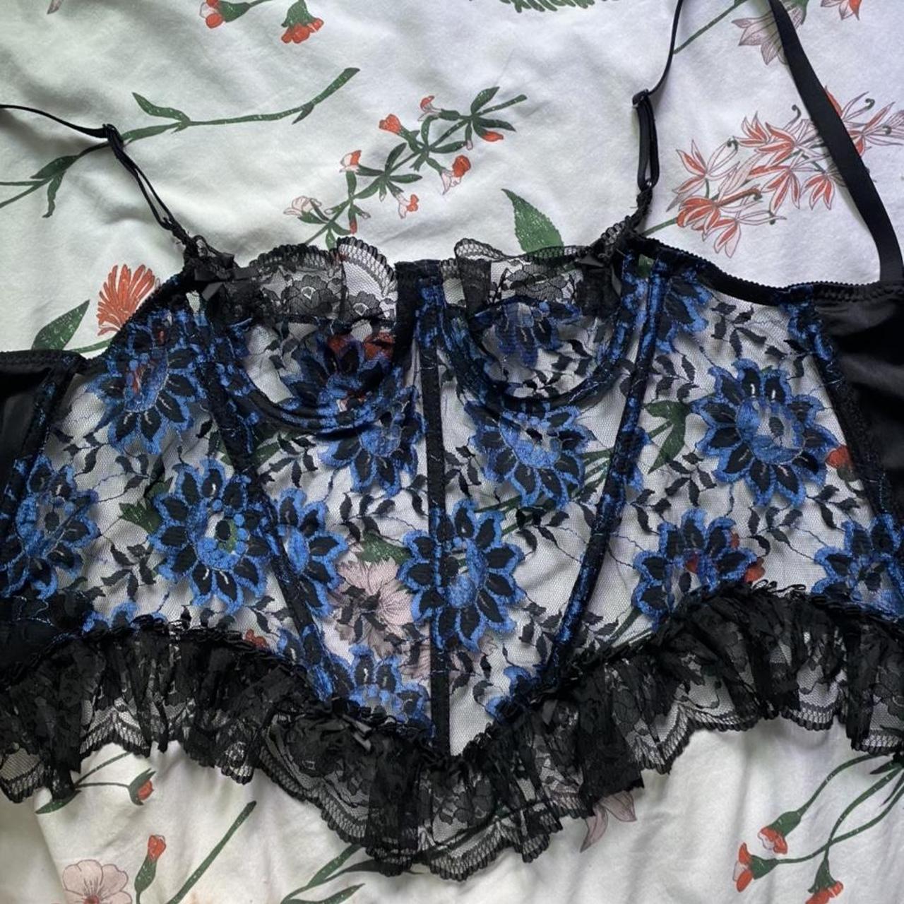 Vintage Lace Bustier top V shape underwire blue and... - Depop