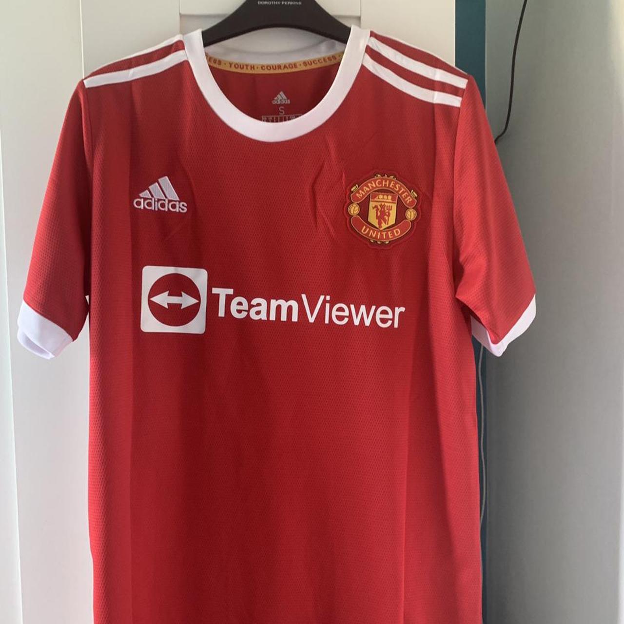 Man United home Kit Ronaldo #7 Brand new No cuts or... - Depop