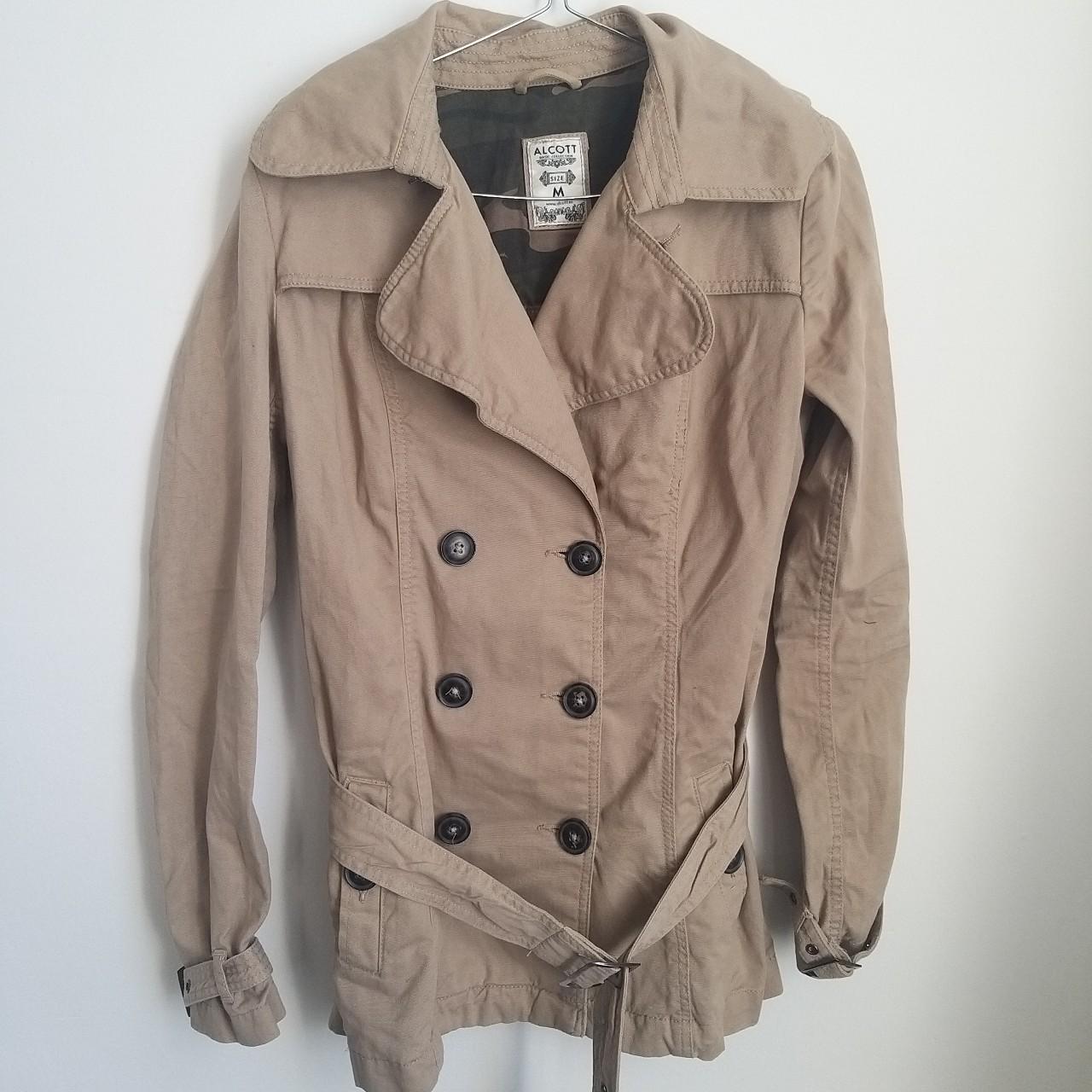 Beige Jacket 🌼 Beige jacket with camo details from... - Depop