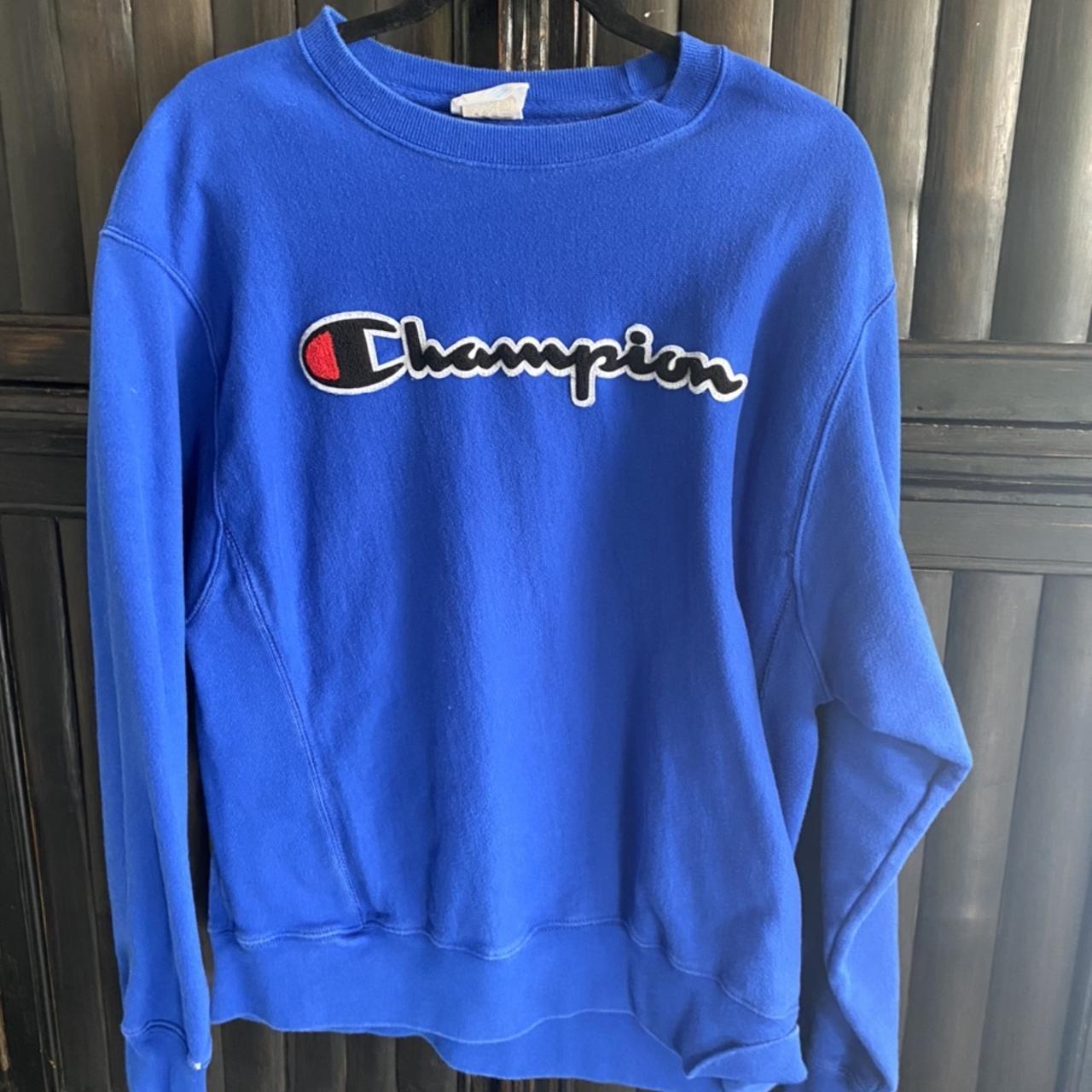 champion sweater - Depop