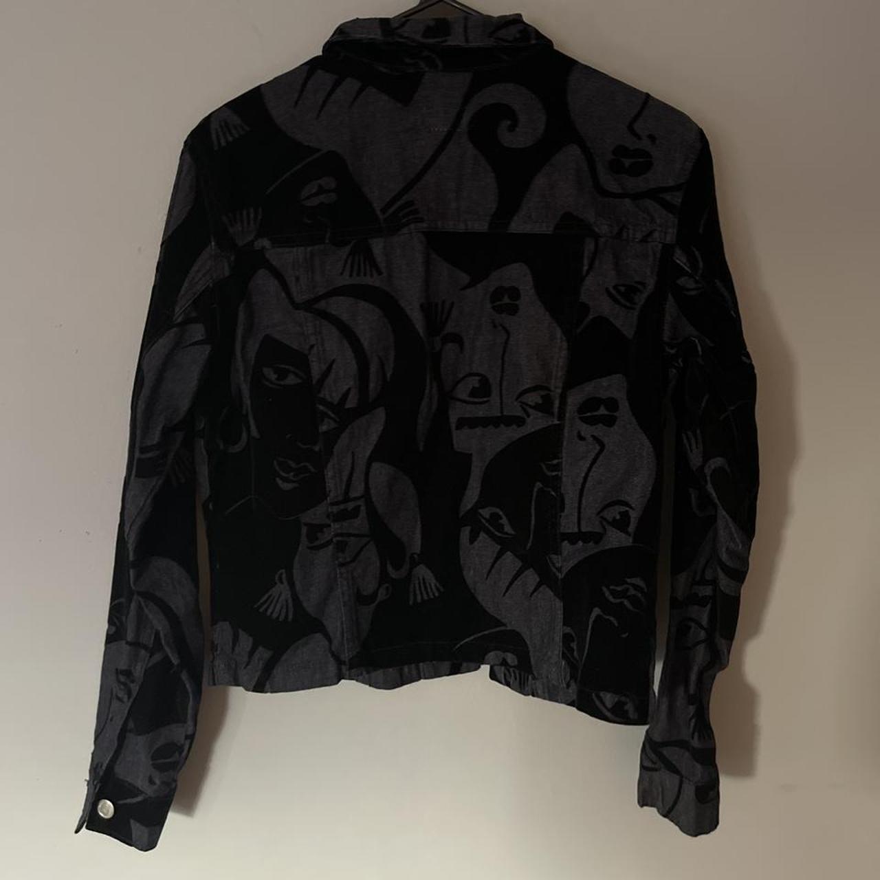 Funky jacket with imprint! Very interesting and fun... - Depop