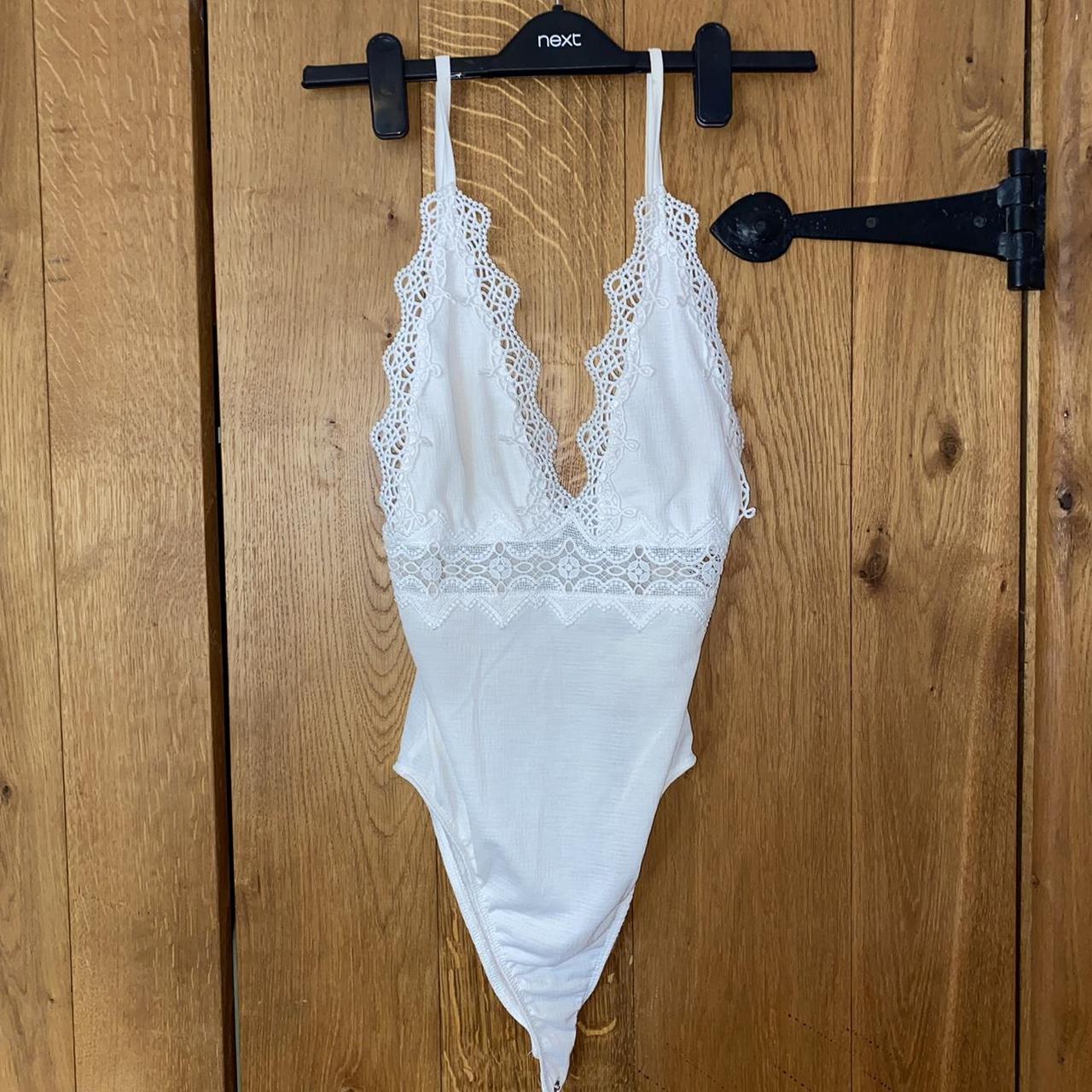 Pull&Bear white bodysuit So stunning Size S A... - Depop