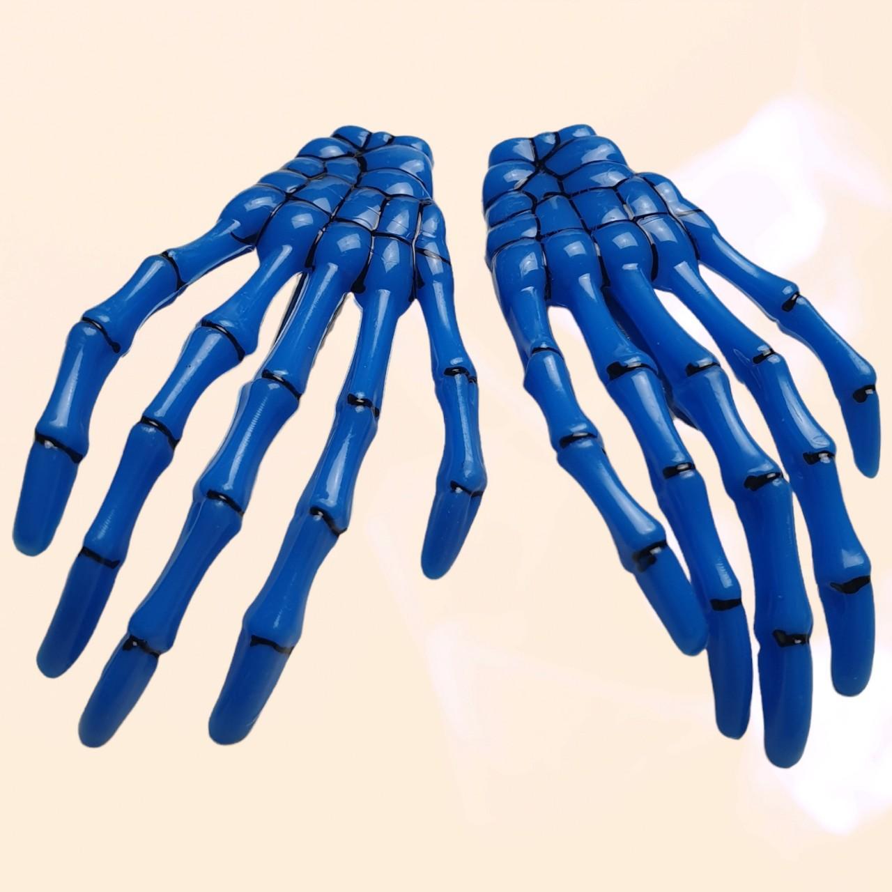 Women's Blue and Black Hair-accessories | Depop