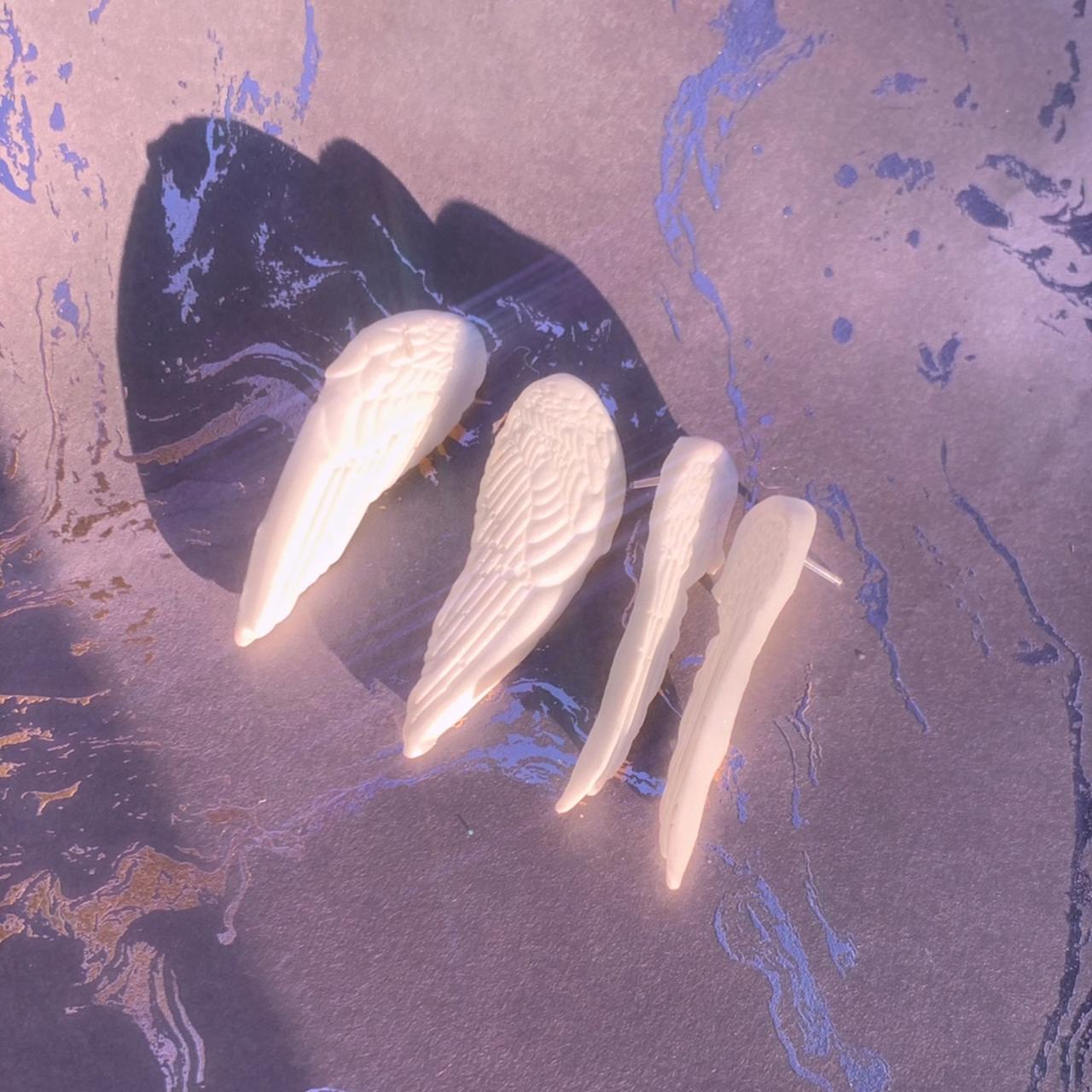 the serenity drops 👼 ☁️ the most HEAVENLY lil’ resin... - Depop