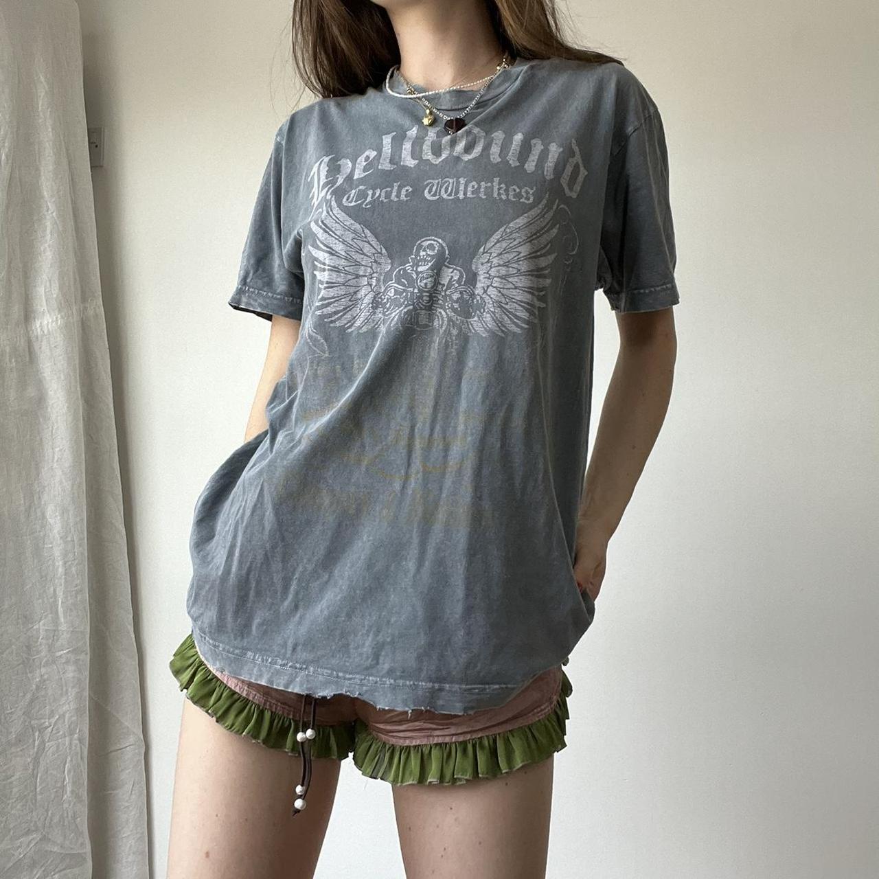 Vintage distressed graphic T-shirt 💋 ABOUT THIS... - Depop