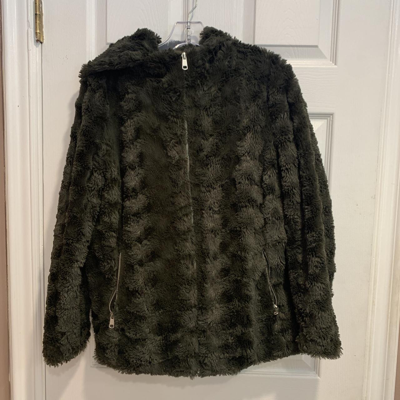 Green fur, forever 21 zip up hoodie! Only worn a... - Depop