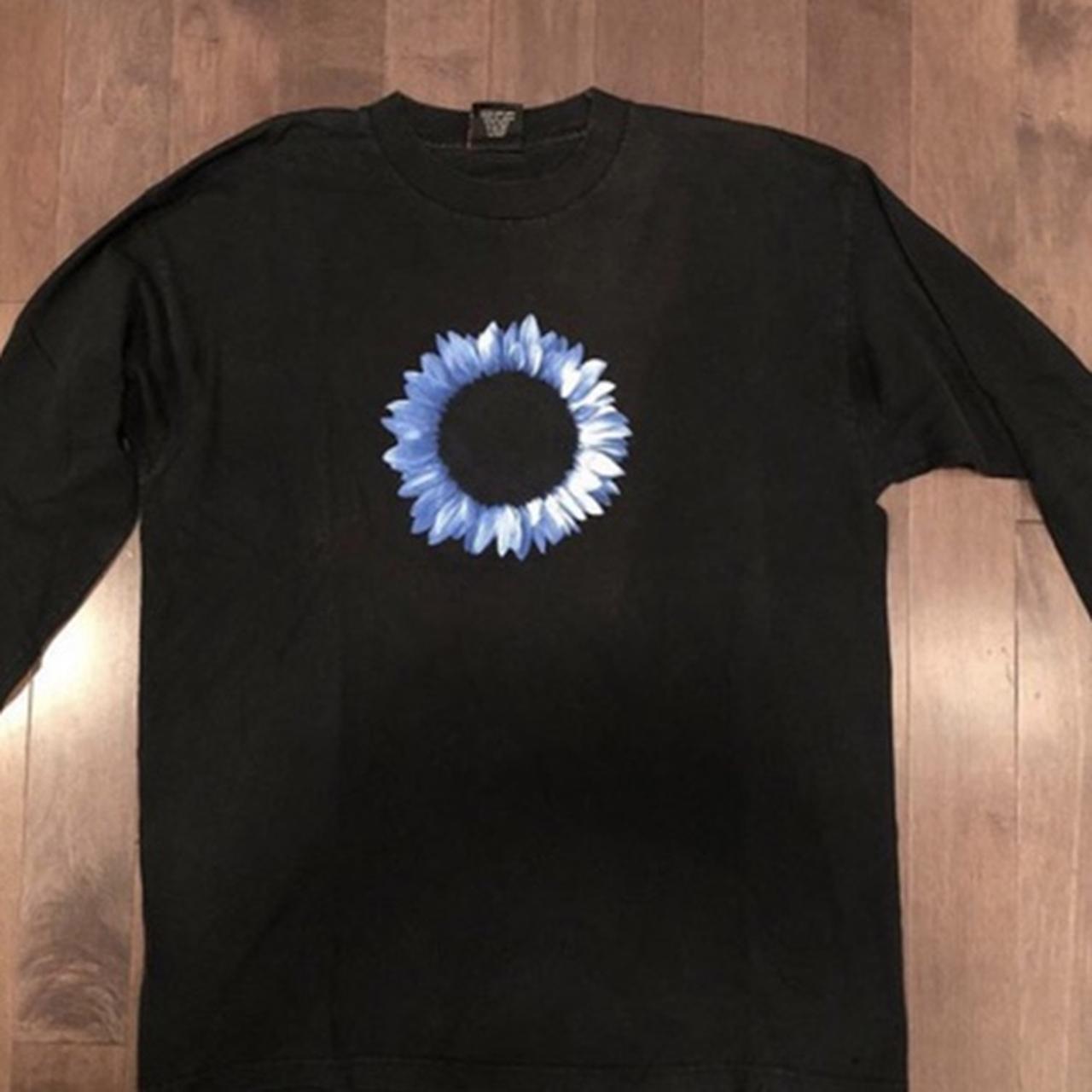 Bush - Razorblade Suitcase Tour Size... - Depop