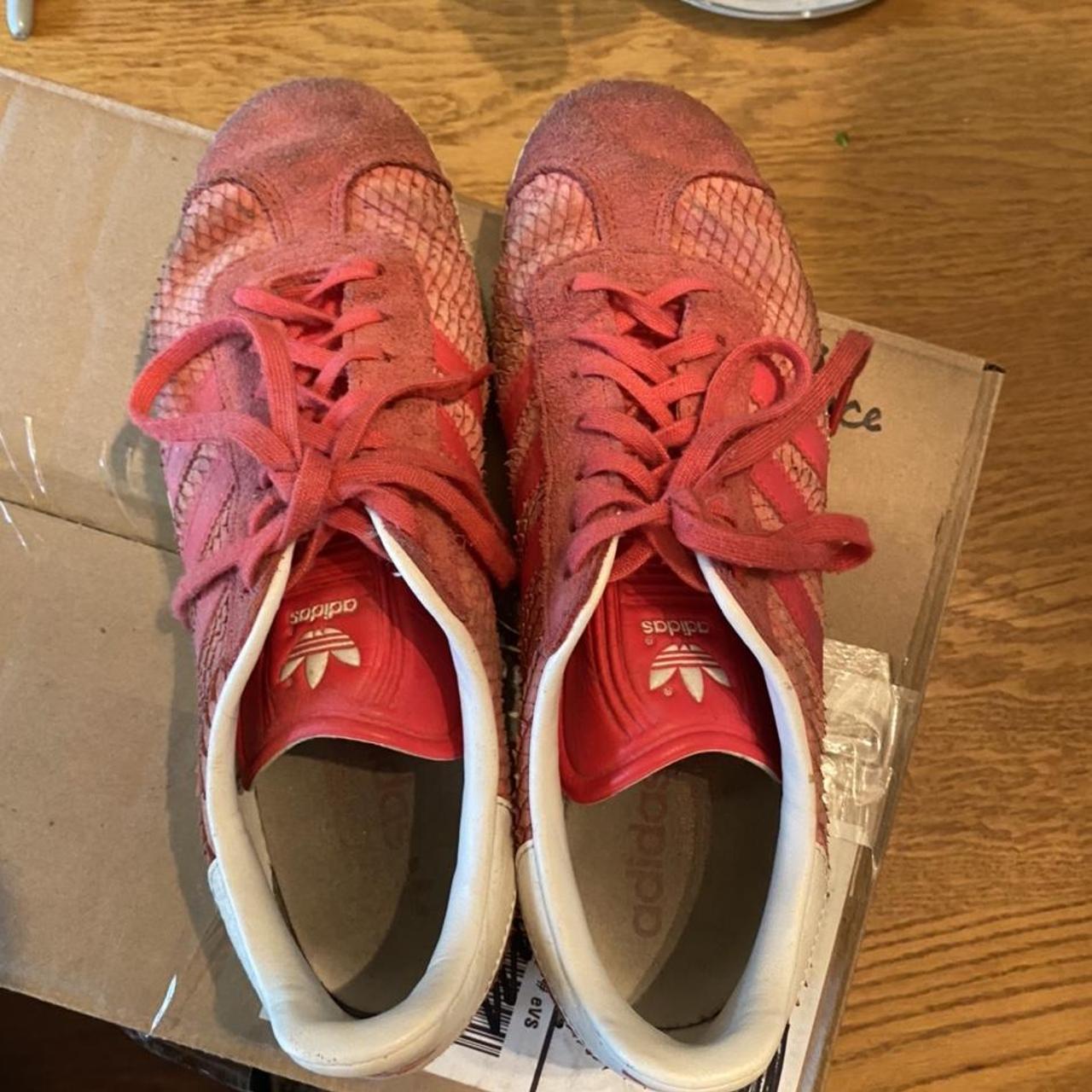 Adidas Women's Pink Trainers | Depop