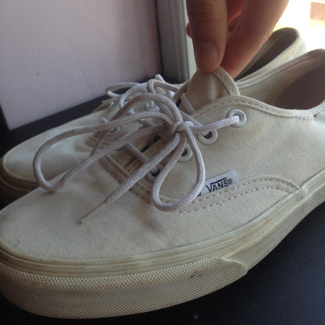 Size 5 white vans. 7/10 condition, colouring is... - Depop