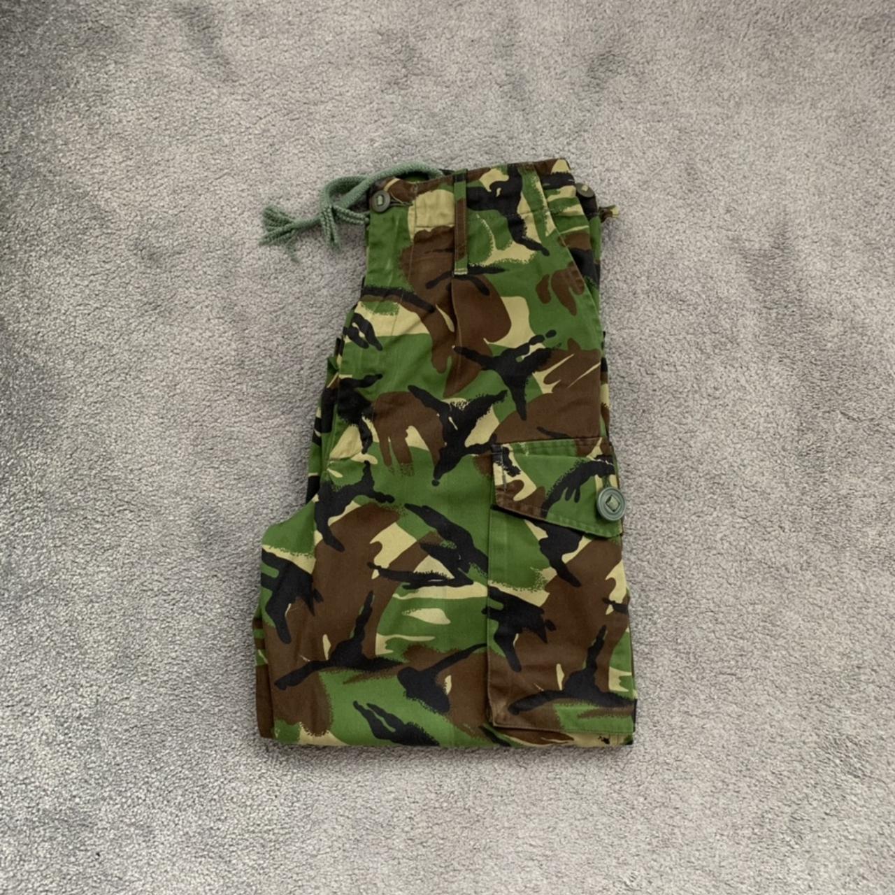 Vintage British Army Camo bottoms / 30” waist , 30”... - Depop