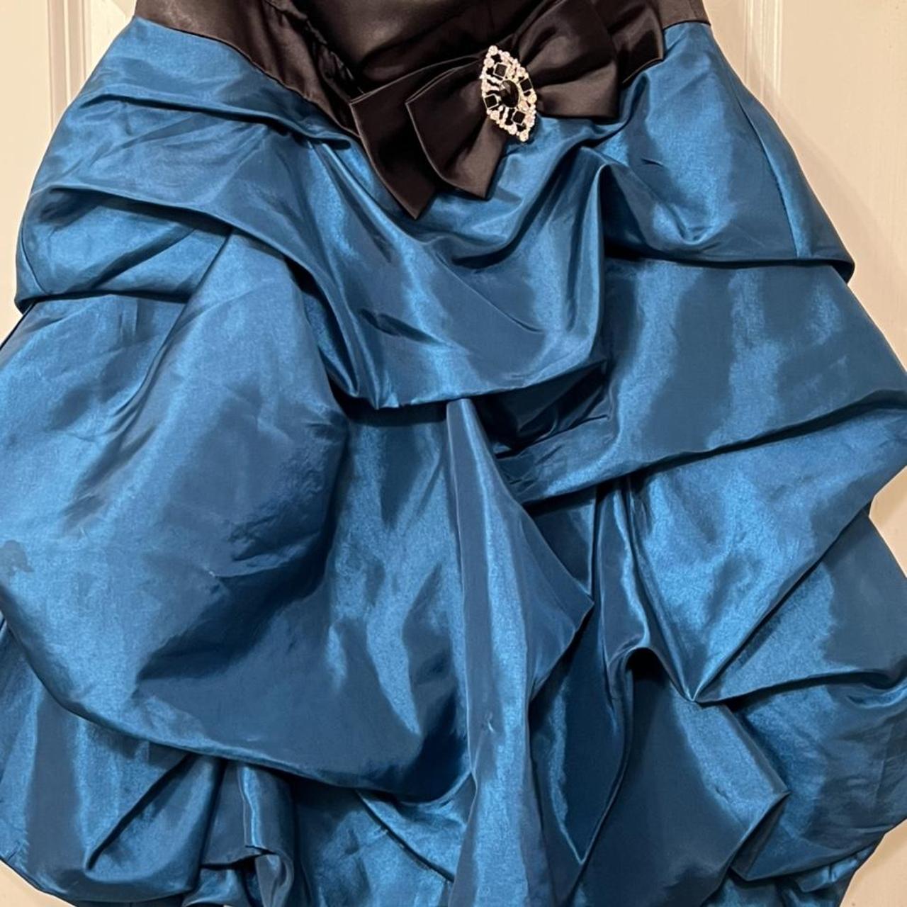 Studio Y dress. Only worn a few times! Size 3.... - Depop