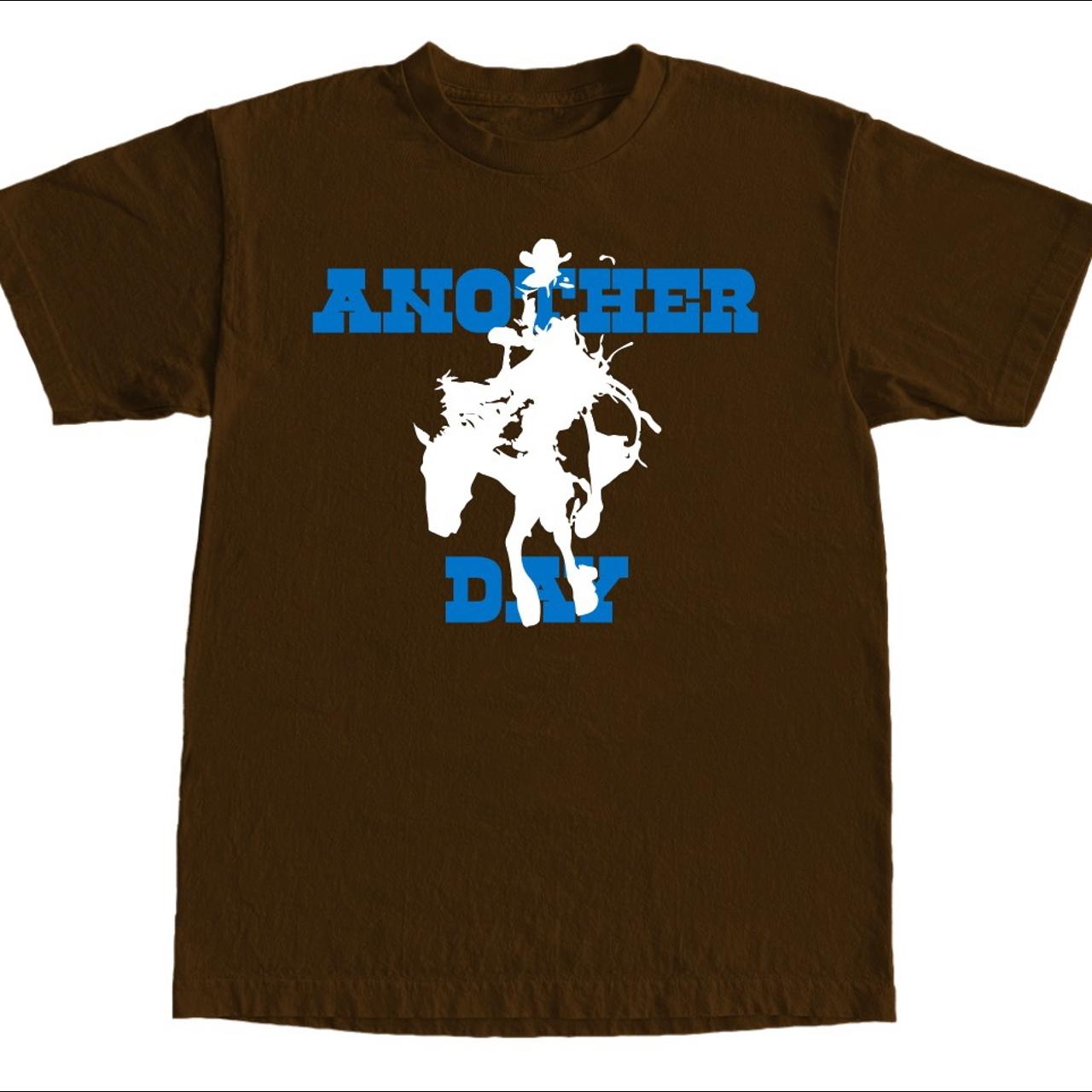 American Vintage Men's Brown and Blue T-shirt | Depop