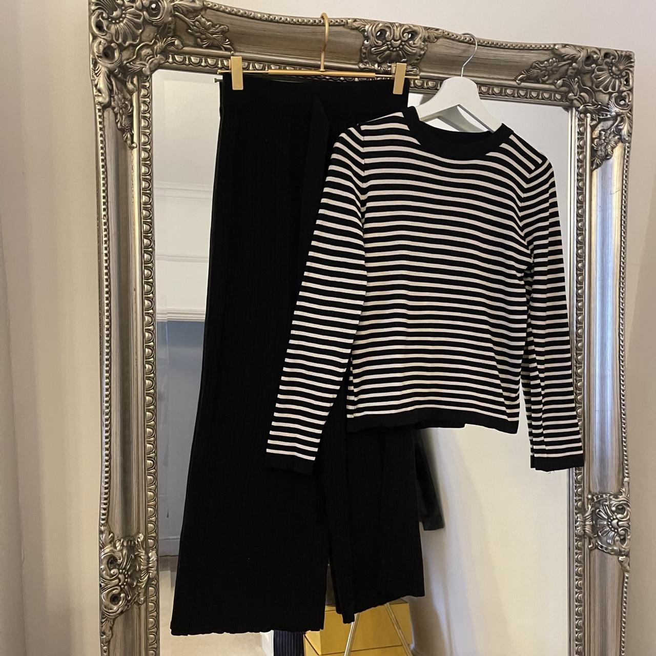 Fine knit co ord set with long sleeve stripe top and... - Depop