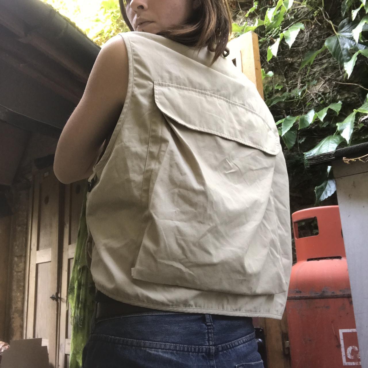 Really sick beige cargo sleeveless jacket / gilet... - Depop