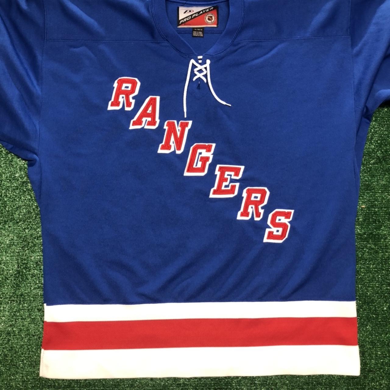 American Vintage Men's T-shirt | Depop