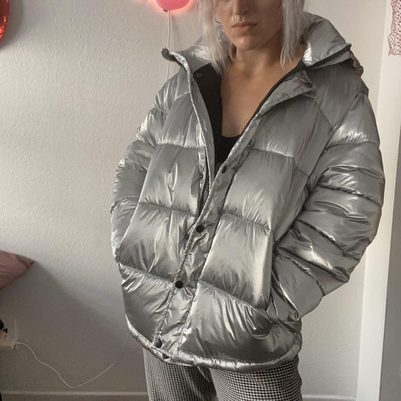the ultimate silver, thermal puffer!! 🥶 Never worn,... - Depop