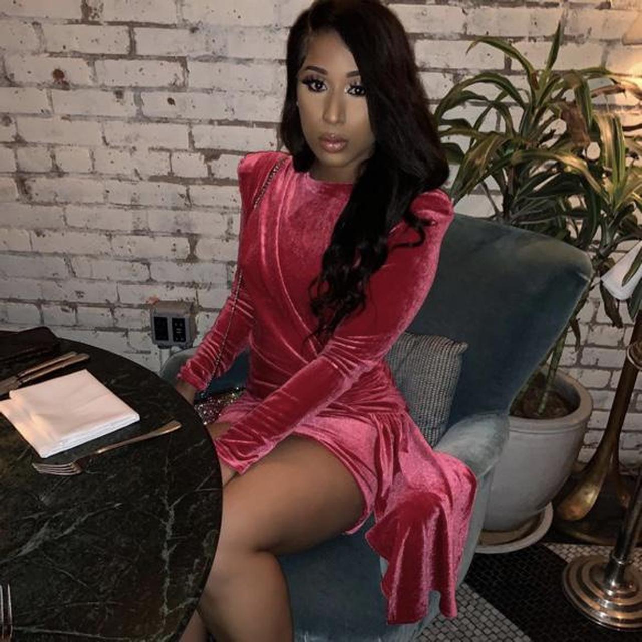 Miss Circle : Aura Ruby Velvet Dress Back is out... - Depop