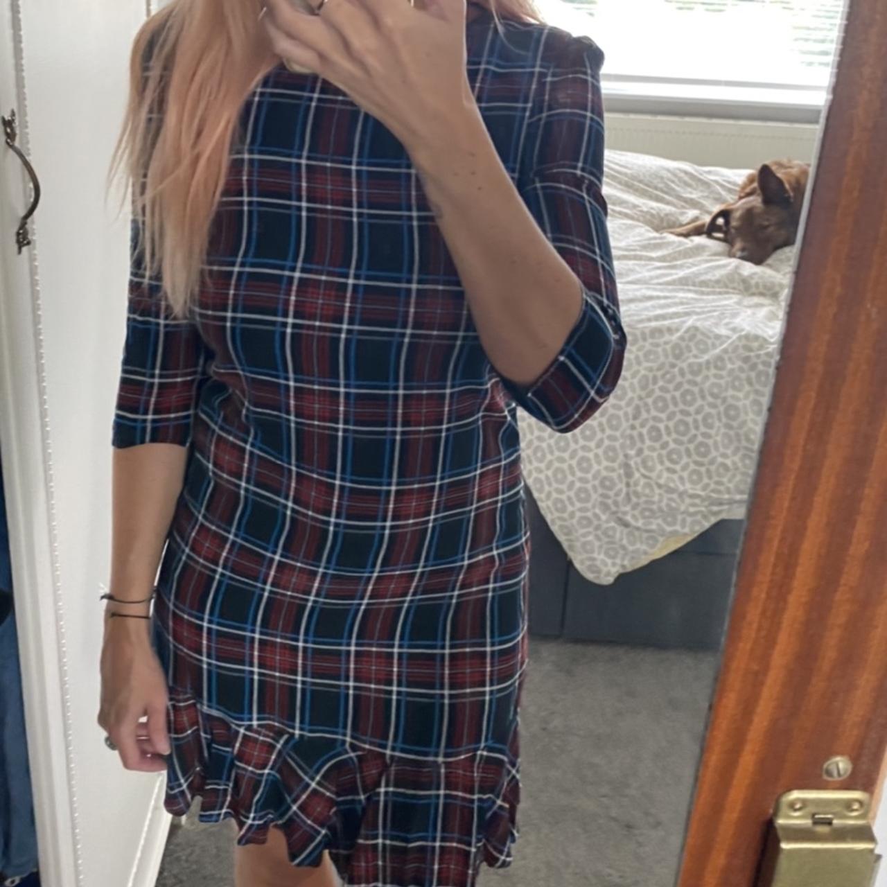 Cute, 3/4 length sleeve tartan dress with a flippy... | Depop