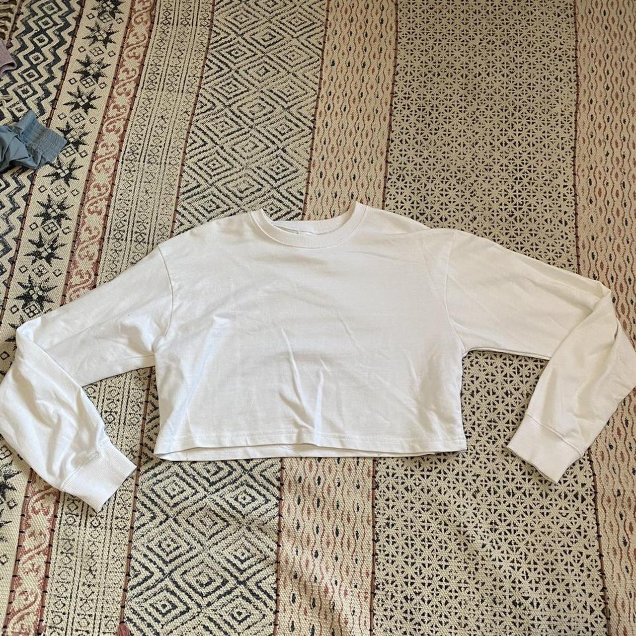 Missguided white crop top worn a few times but in... - Depop