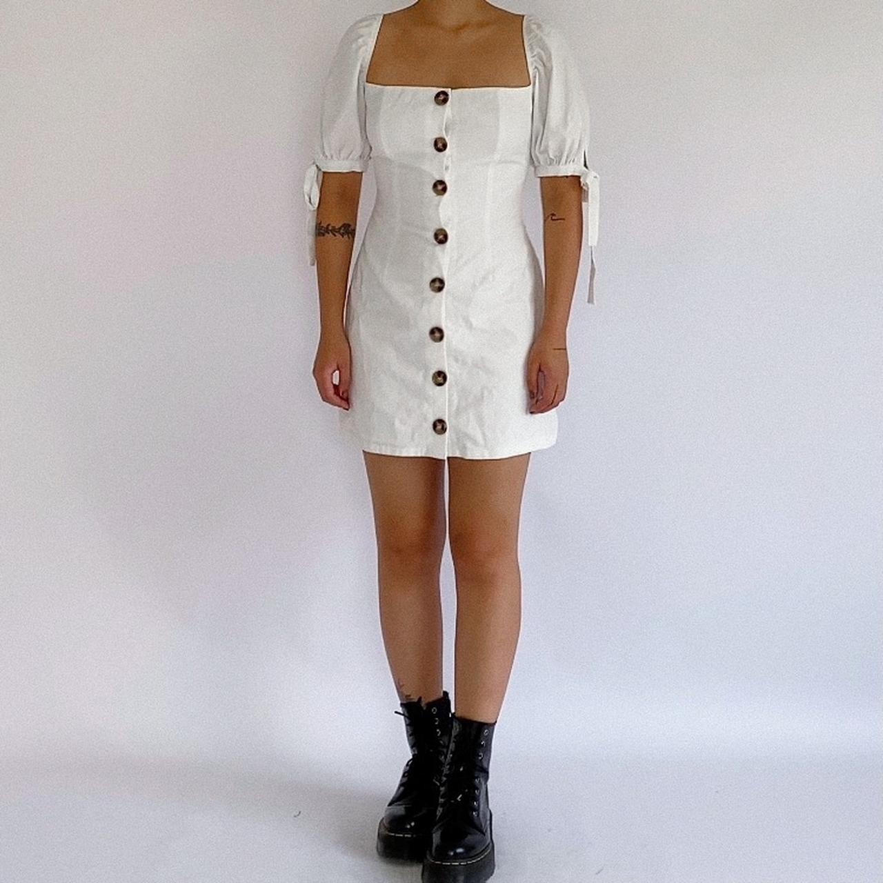 Superdown white mini dress Brand new Size S -... - Depop