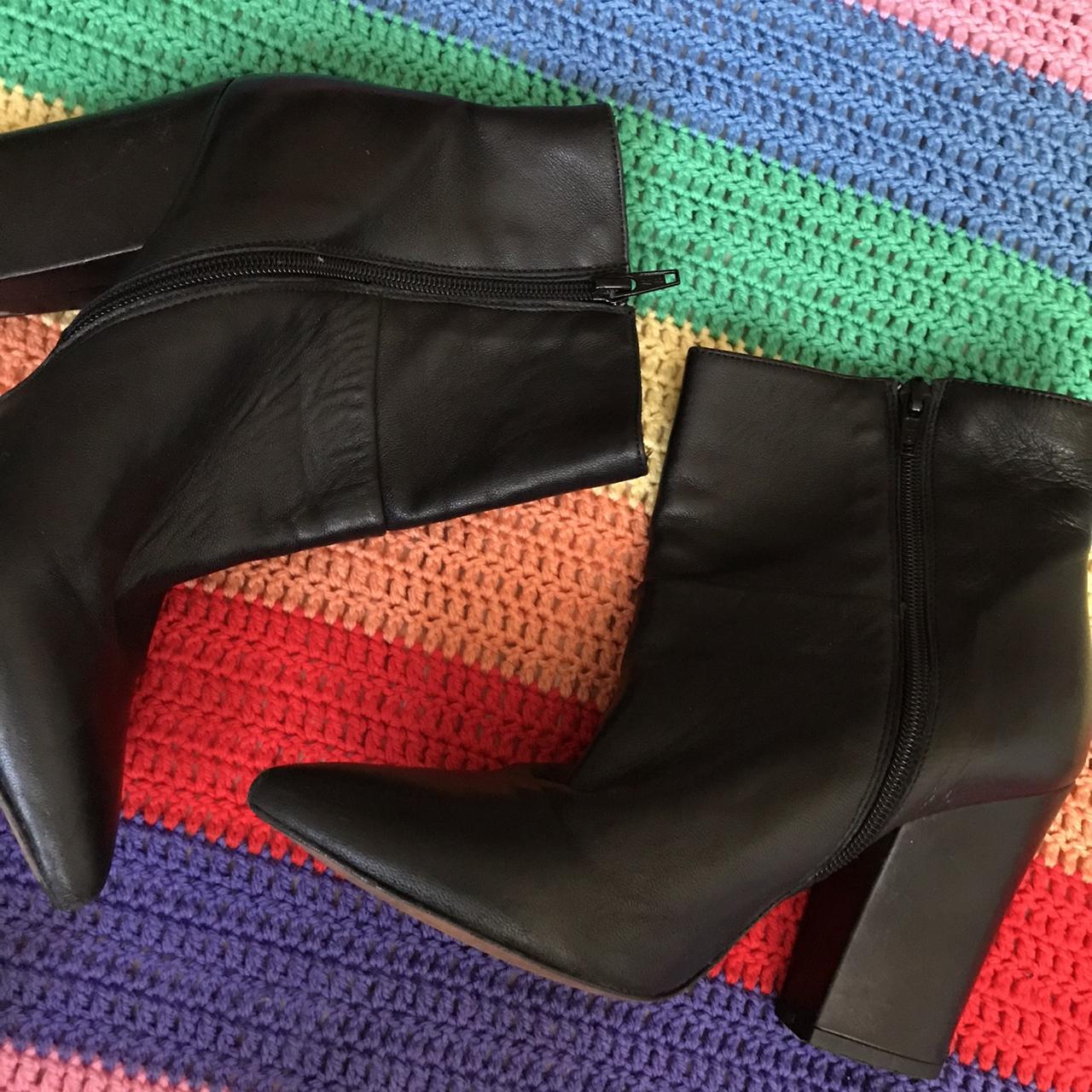 MORE PICTURES FOR PREVIOUS POST Helene Rouge size4... - Depop