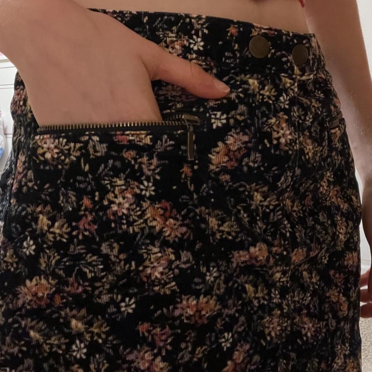 mossimo (target brand) courduroy flower skirt very... - Depop