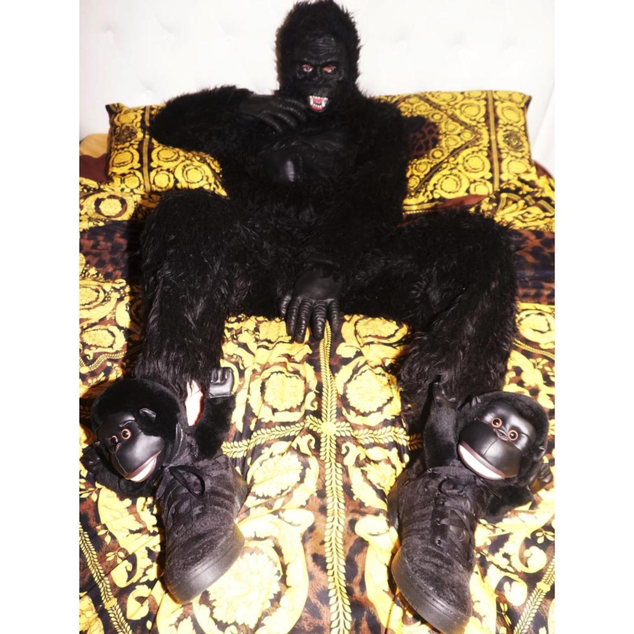 THAT’S BANANAS JEREMY SCOTT X ADIDAS GORILLAS... | Depop