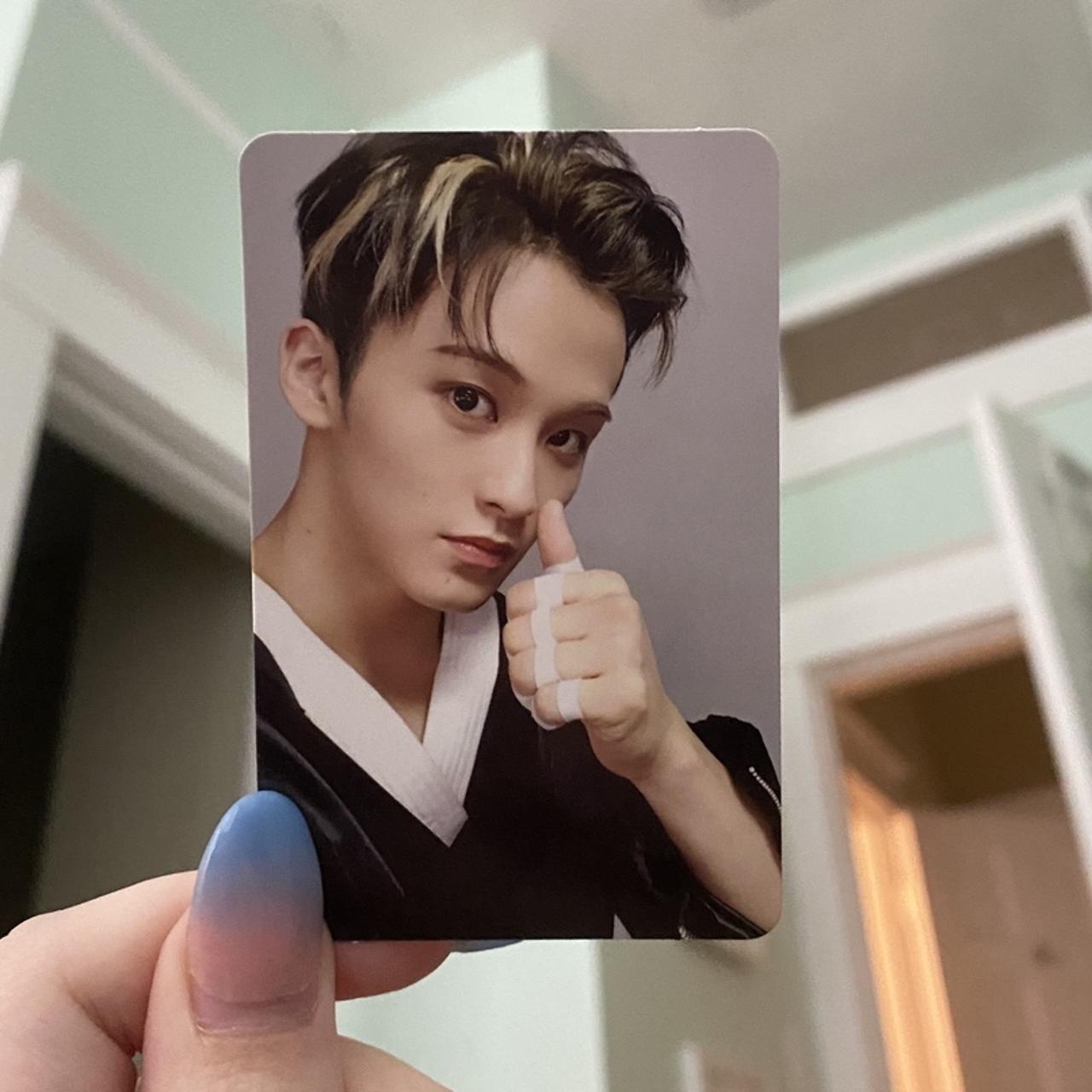 mark neo zone pc nct 127 - Depop