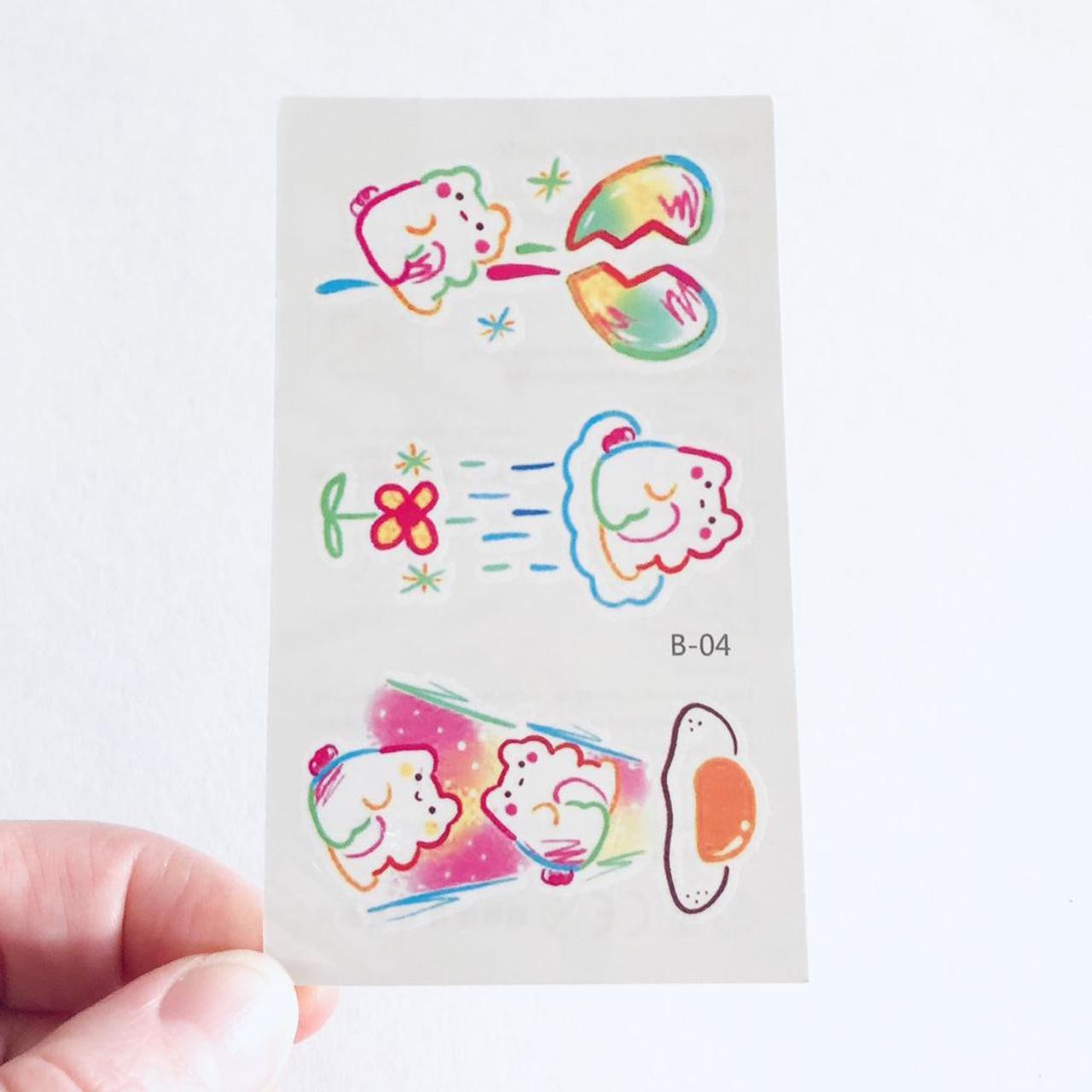 Egg spaceship alien beam me up, & flower power cloud... - Depop