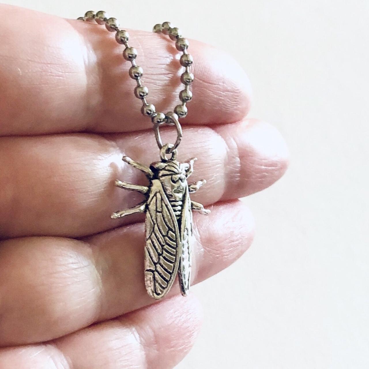 Fly necklace/ cicada necklace/ cockroach/ Insect bug... - Depop