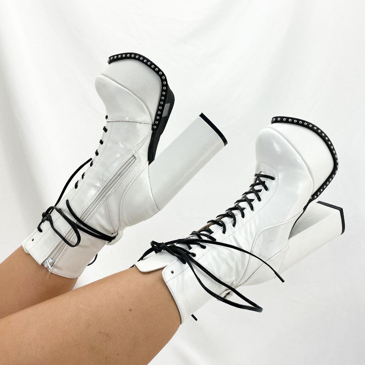 [#392] A Beautiful Y2k White Genuine Leather... - Depop