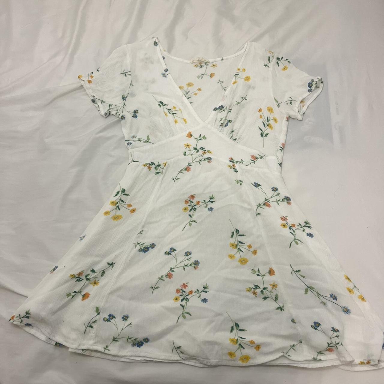 PacSun Women's White Dress | Depop
