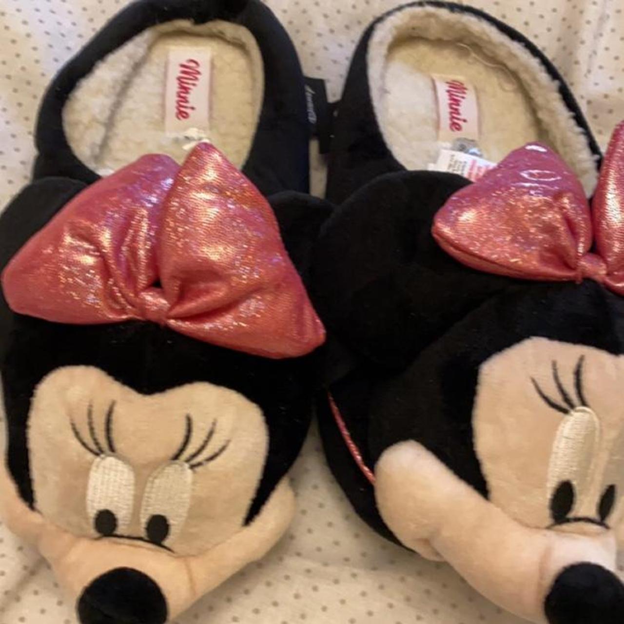 Disney slippers Super cute Minnie Mouse slippers... - Depop