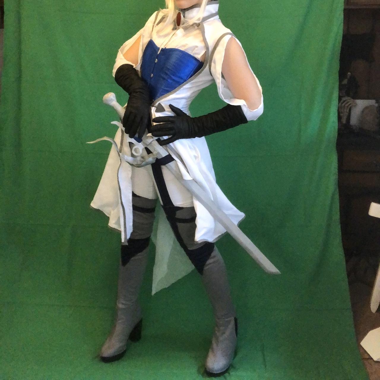 Winter Schnee cosplay from RWBY. Includes gloves,... - Depop