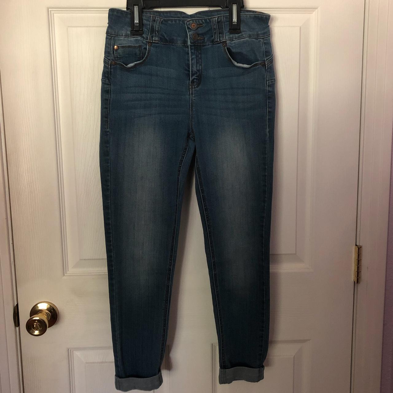 enjean jeans size 7 dm for measurements - Depop