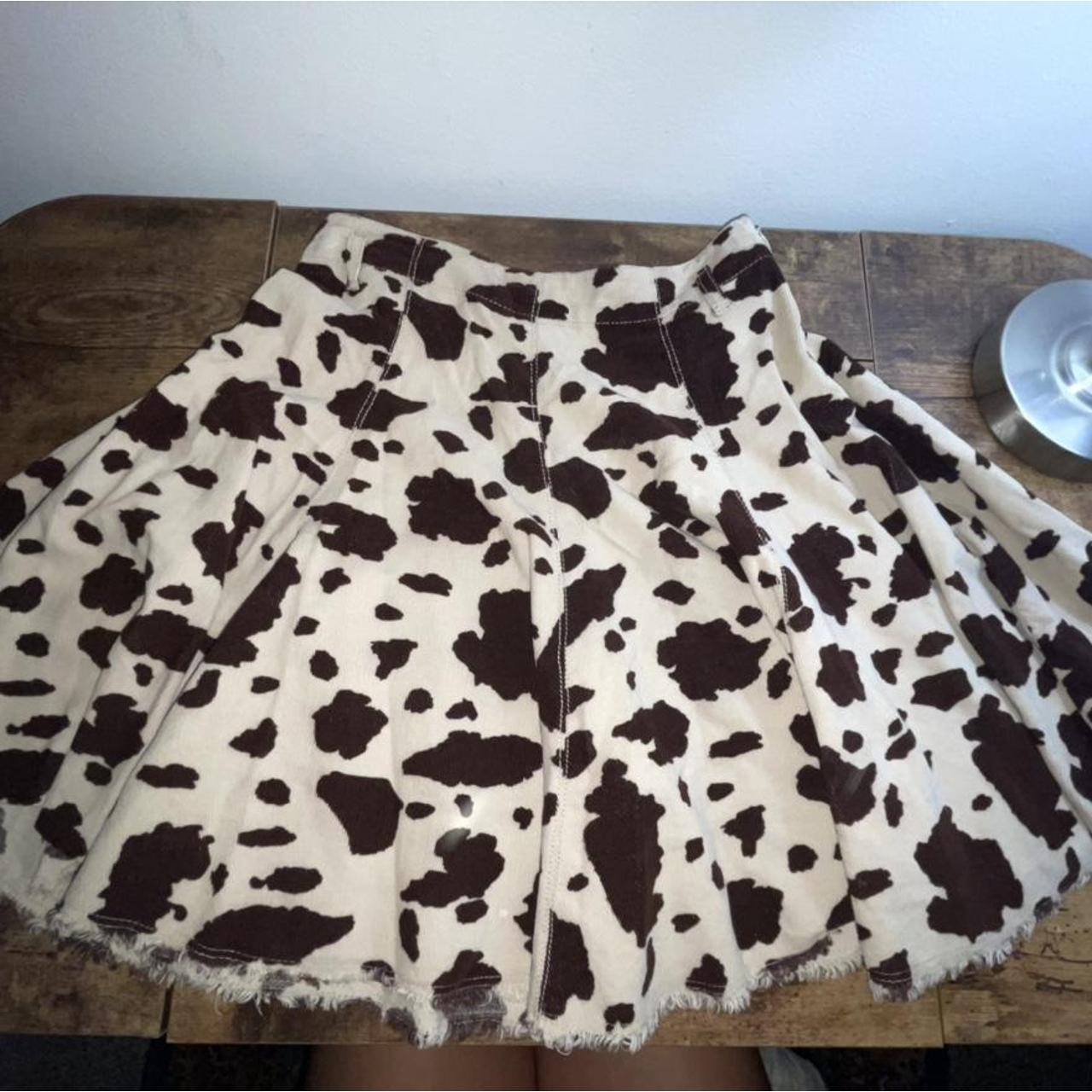 Cow Print skirt! very flattering fit, the material... - Depop