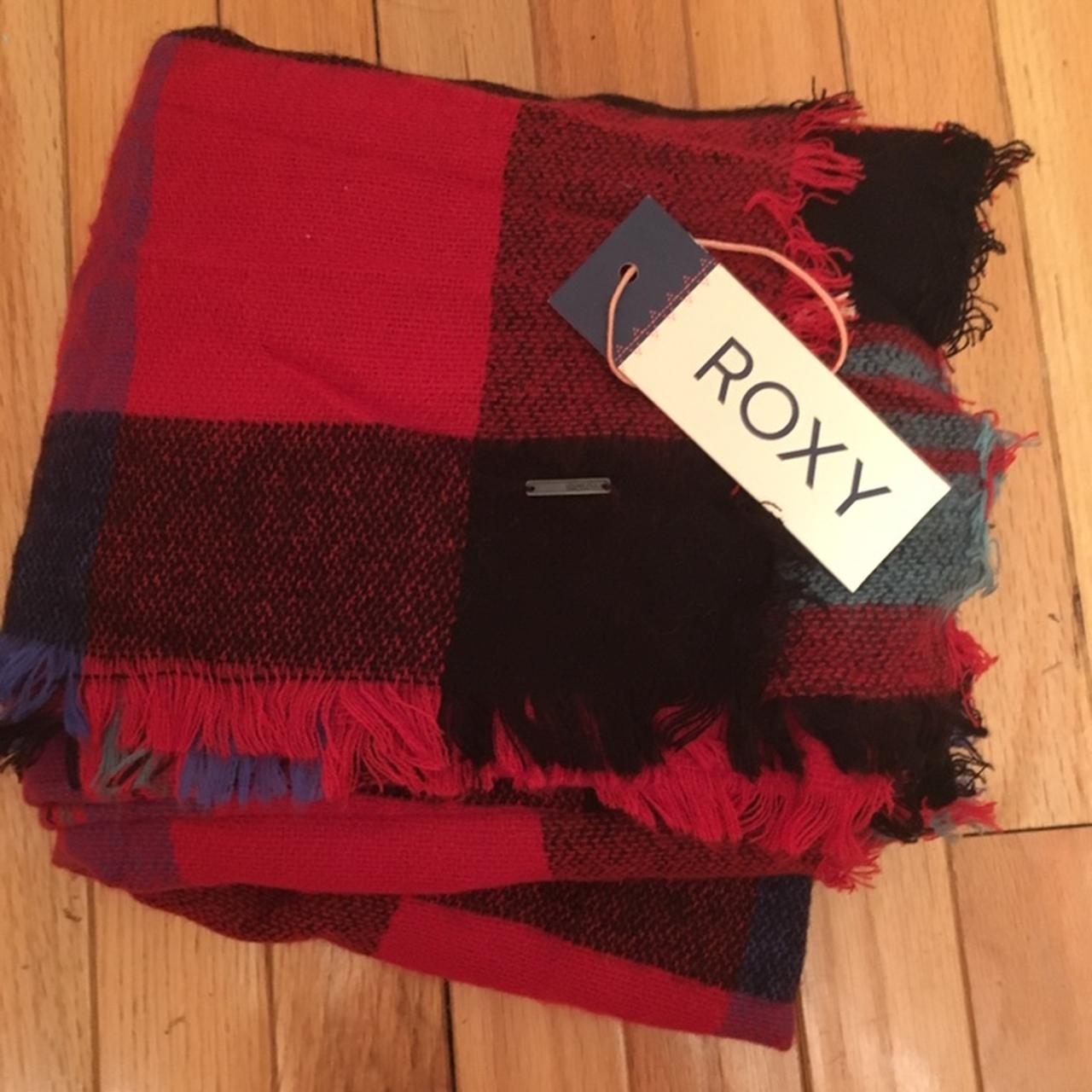 ROXY OVER-SIZED SCARF 🧣 BRAND NEW WITH TAGS 🏷 NEVER... - Depop