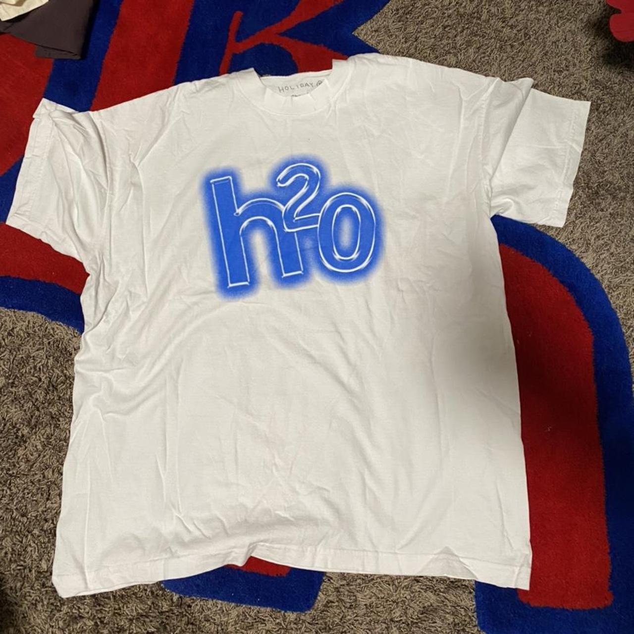 Holiday brand size xl h20 tee shirt. No flaws. From... - Depop