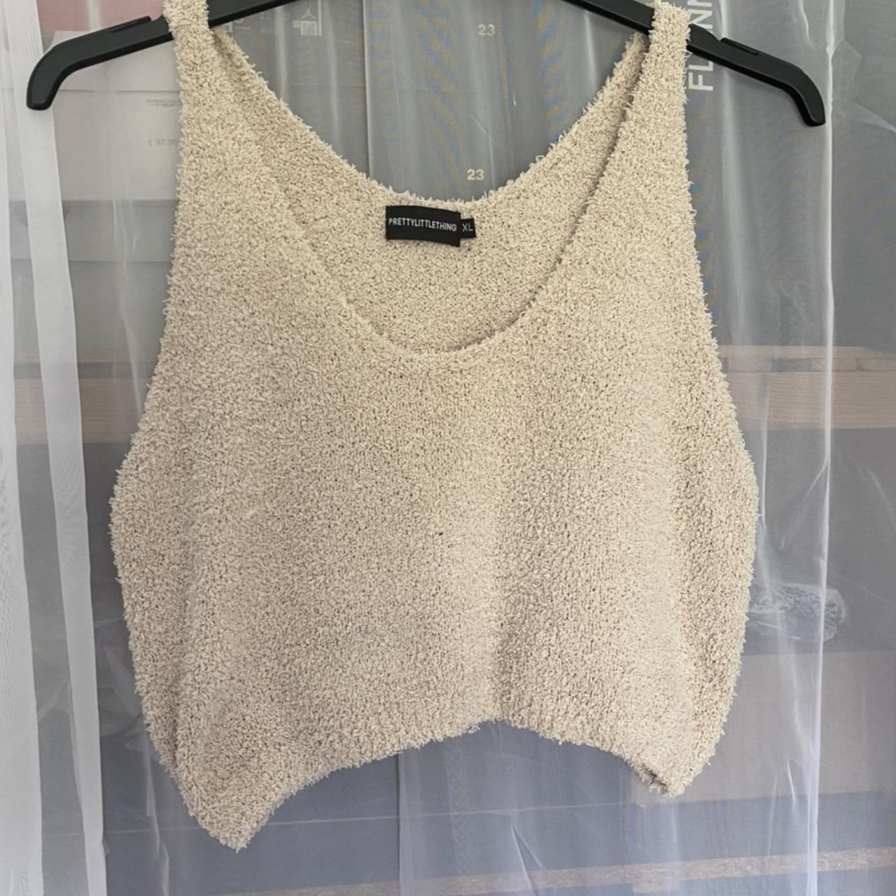 Teddy bear crop Top - Depop