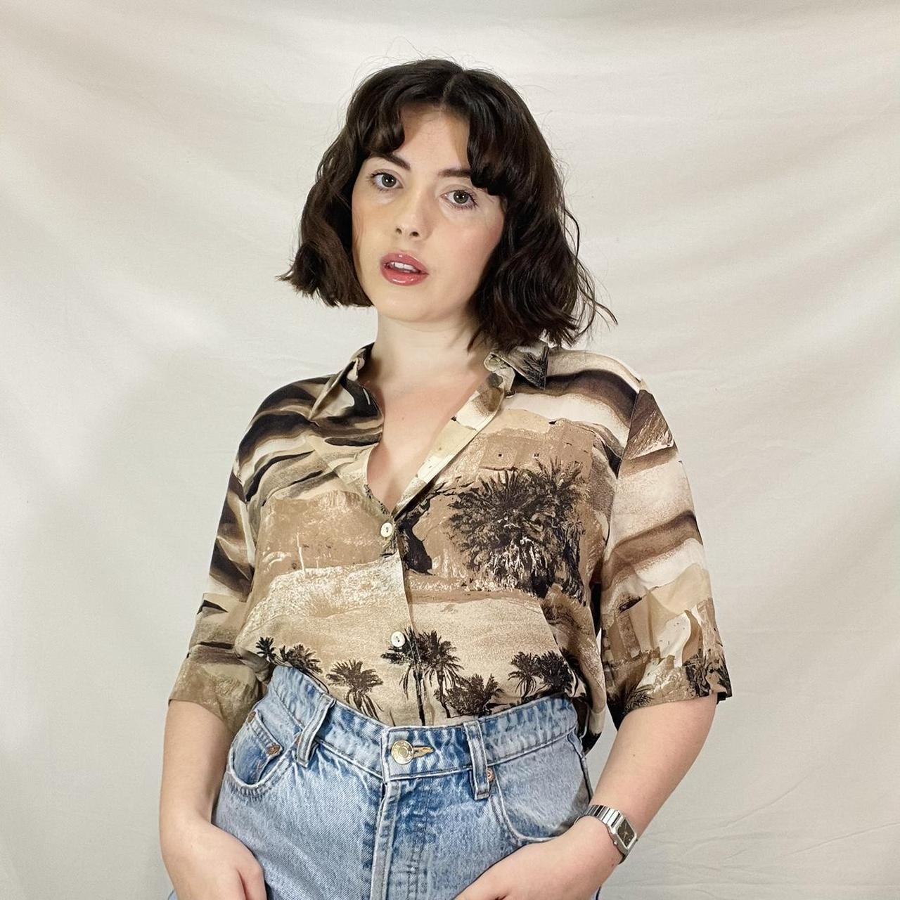 Vintage 90s Hawaiian Style Shirt Beige Toned Beach Depop
