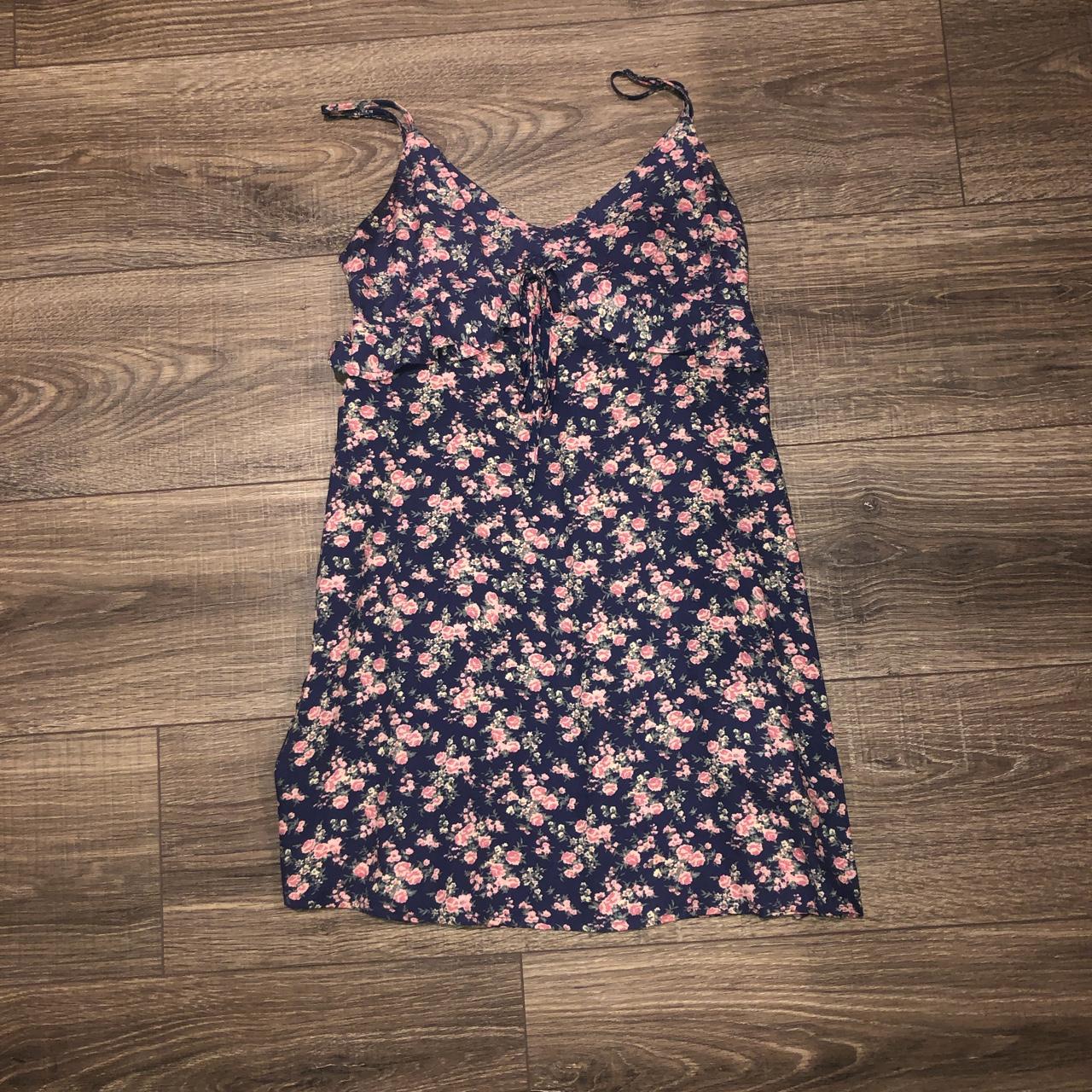 garage floral dress ~only worn 2x ~size xs ~super... - Depop